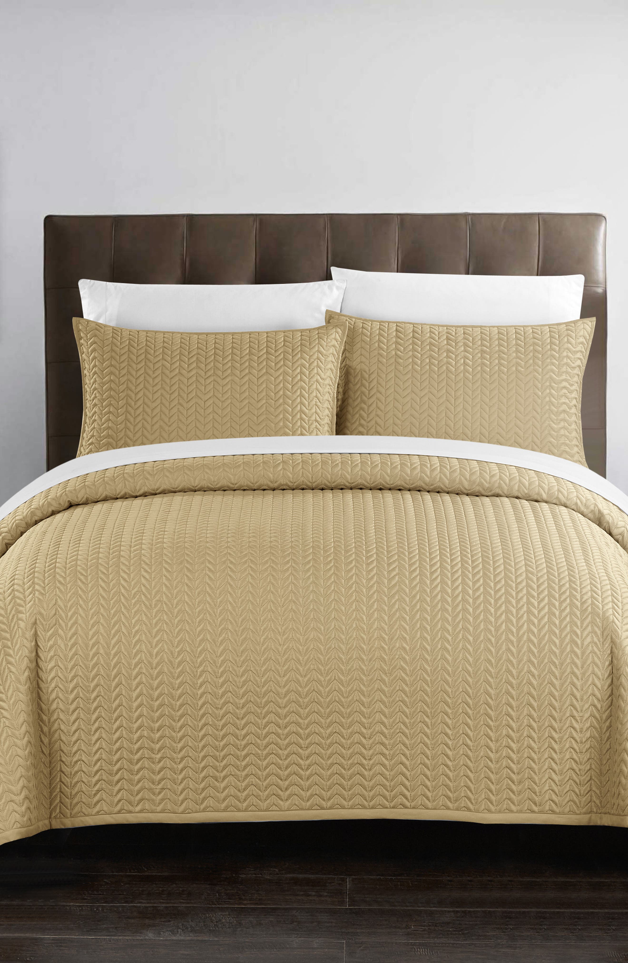CHIC Platt Geometric Chevron Quilting Twin Quilt 2-Piece Set - Gold ...