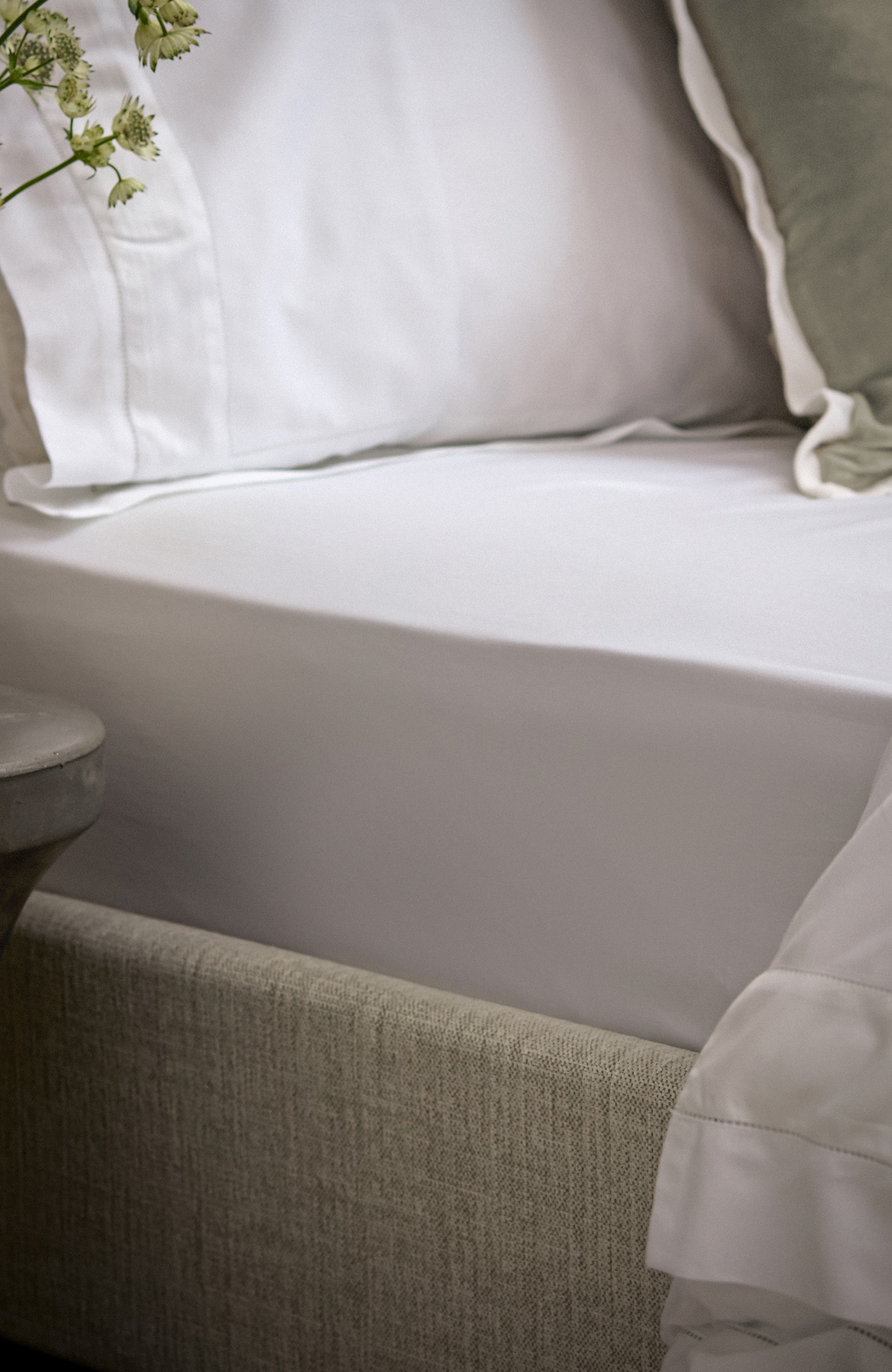 CHRISTY Balmoral Luxury Cotton Sateen Fitted Sheets | Nordstrom