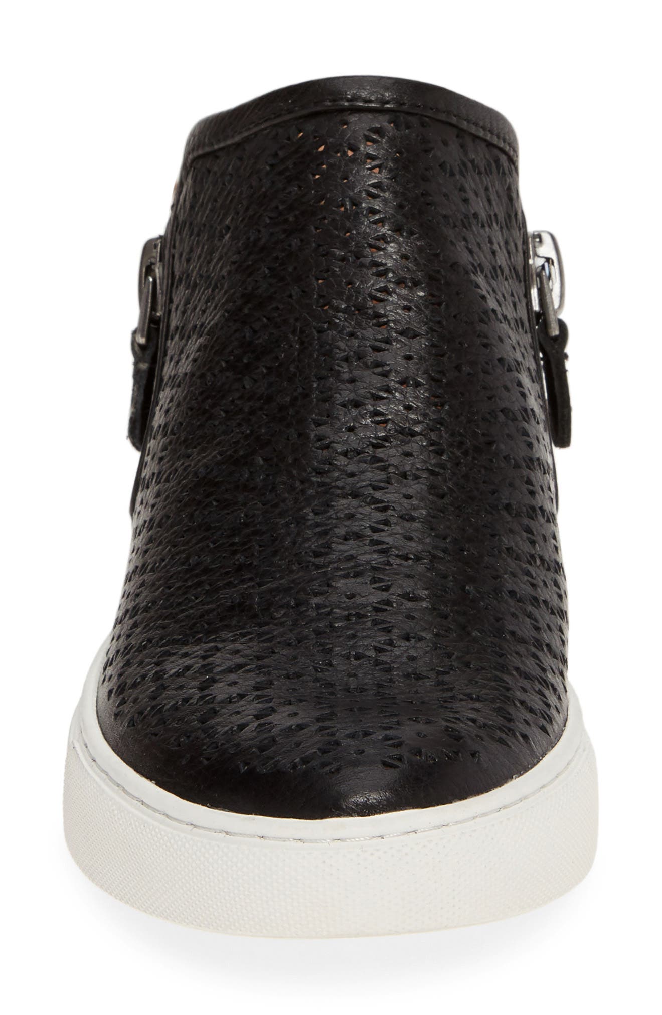 Gentle Souls by Kenneth Cole Lowe Sneaker (Women) | Nordstromrack