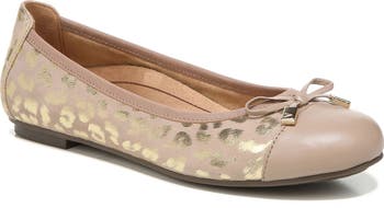 Vionic Minna Cap Toe Flat (Women) | Nordstrom