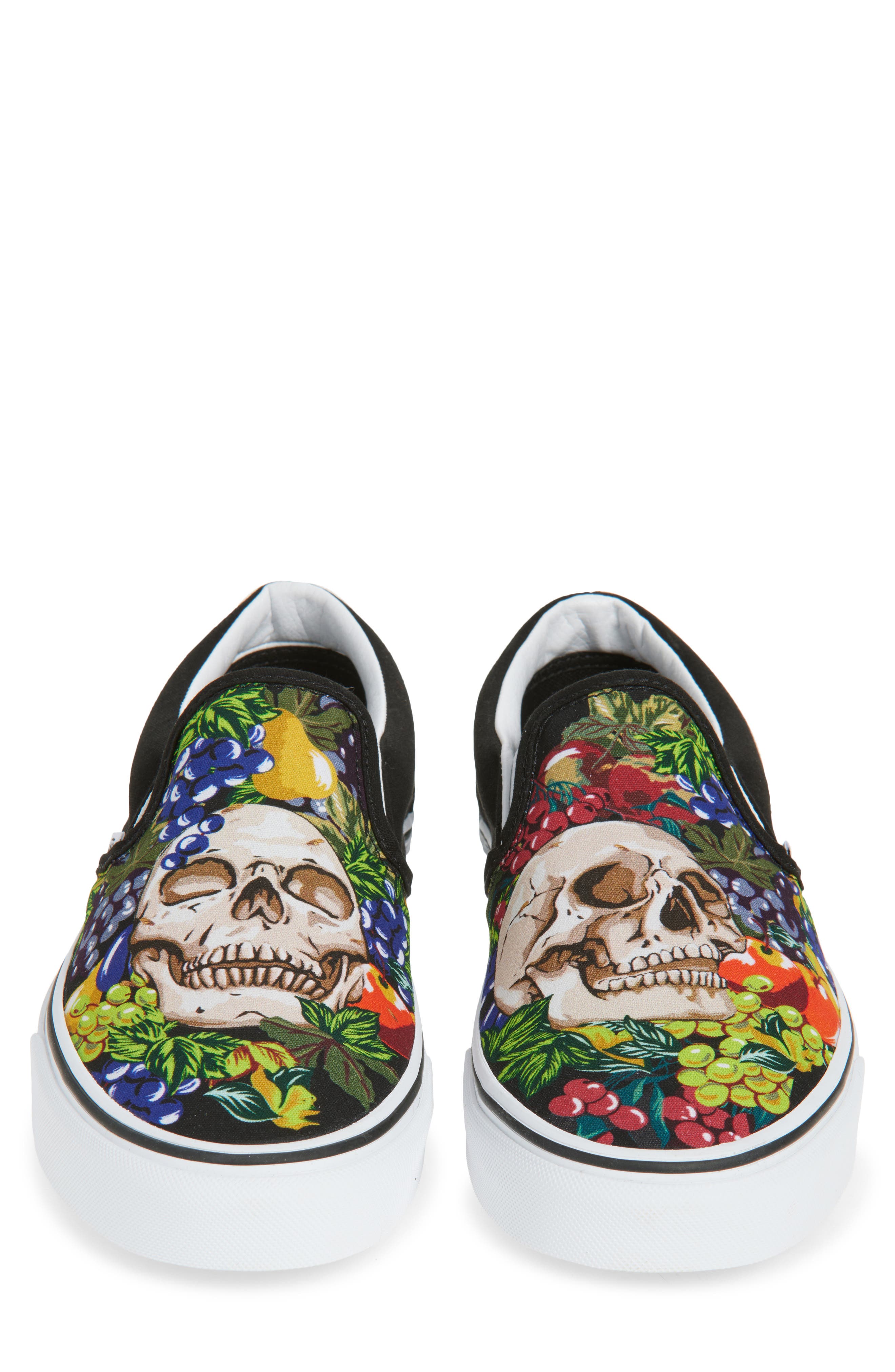 Vans Classic Slip-On Sneaker (Men) | Nordstromrack