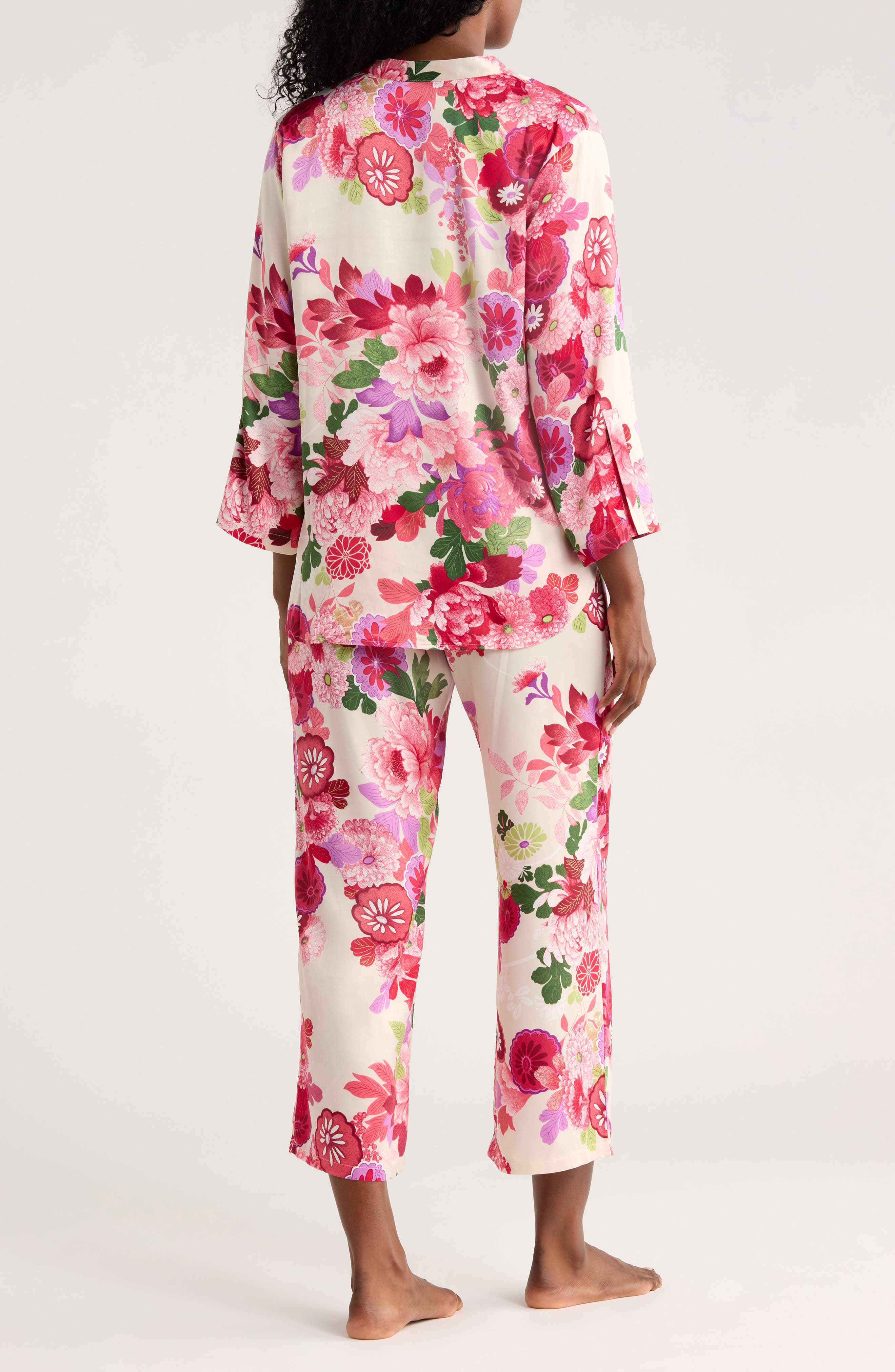 Natori Floral Long Sleeve Satin Top & Crop Pants Pajamas | Nordstromrack