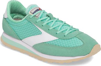Brooks 'Vanguard' Sneaker (Women) | Nordstrom
