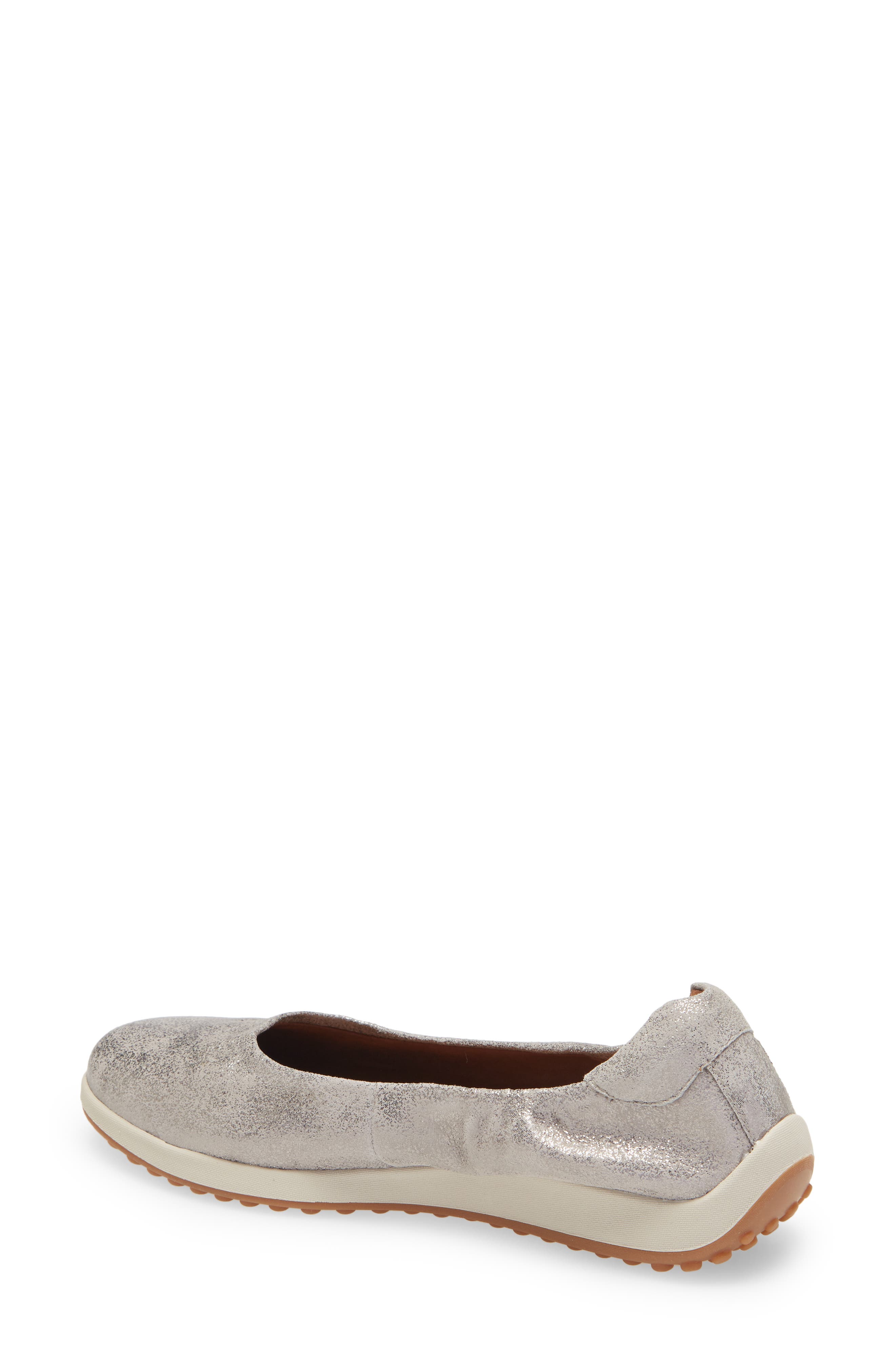 Caslon® Bella Flat (Women) | Nordstromrack