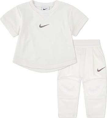 Nike Readyset T-Shirt & Pants Set | Nordstromrack
