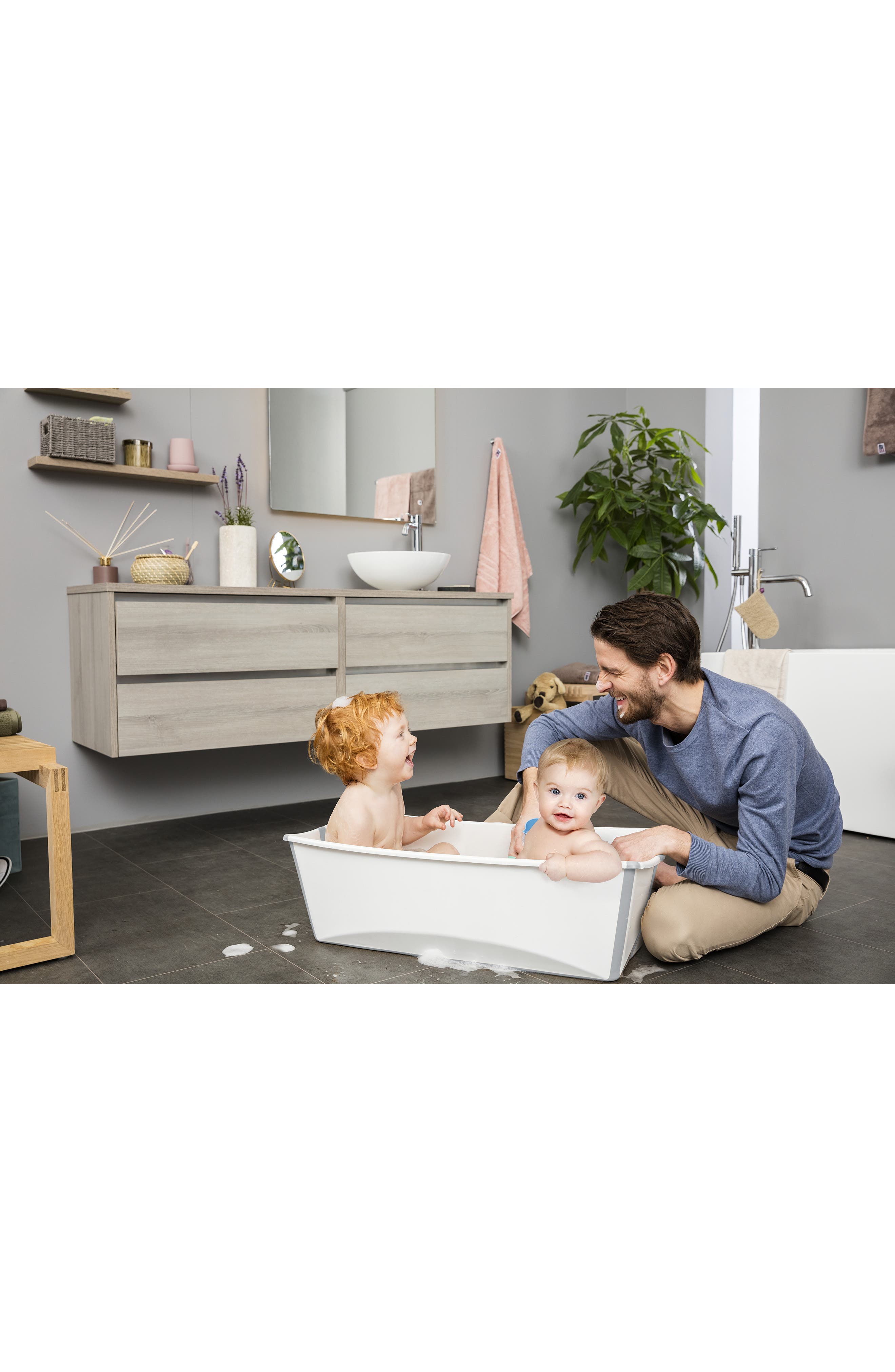 Stokke Flexi Bath® Extra Large Foldable Baby Bath Tub with Temperature ...