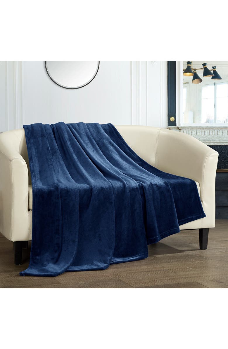 CHIC Kaeden Fleece Throw - Navy | Nordstromrack
