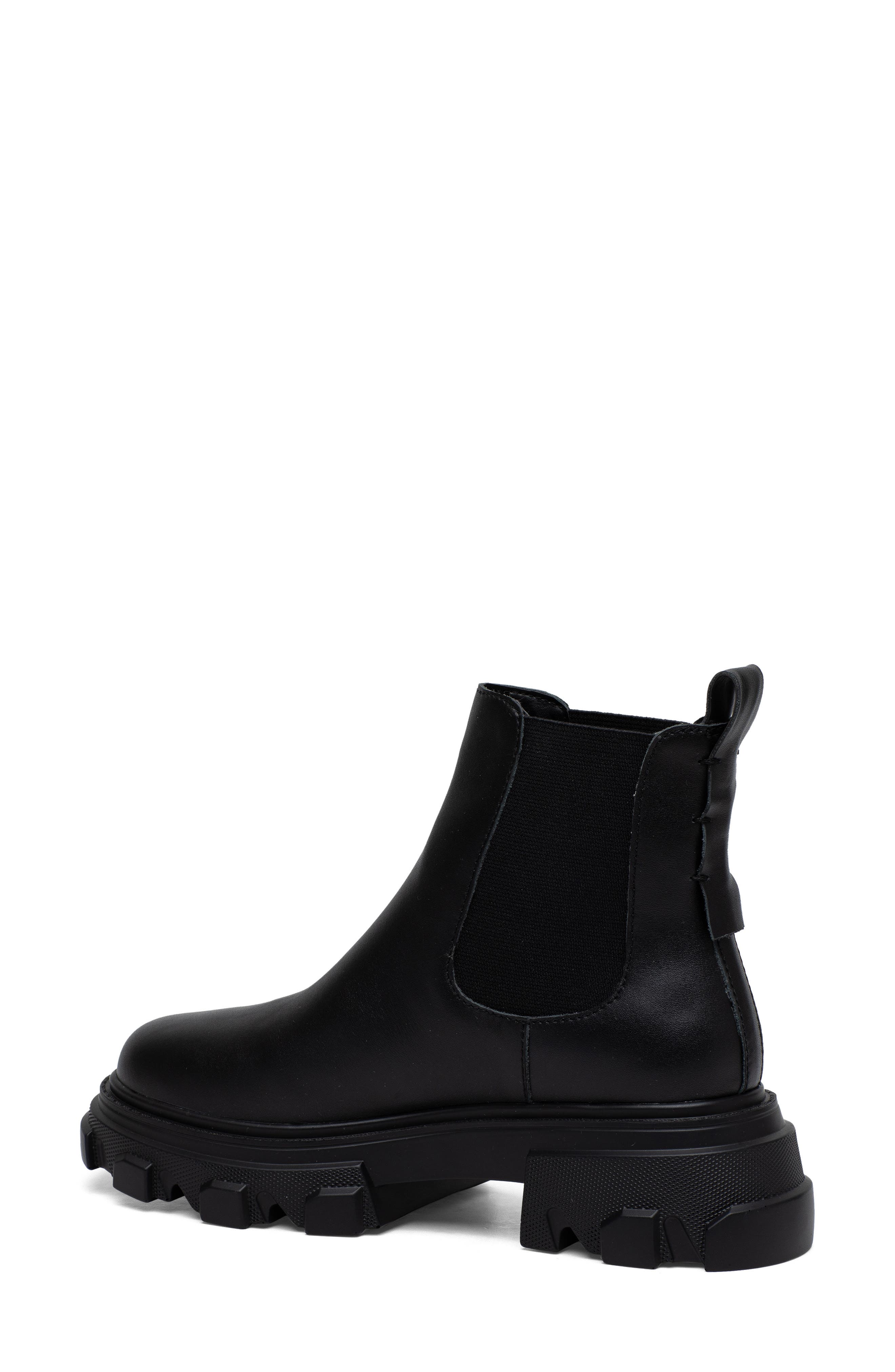 Lisa Vicky Dynamic Lug Sole Chelsea Boot (Women) | Nordstrom
