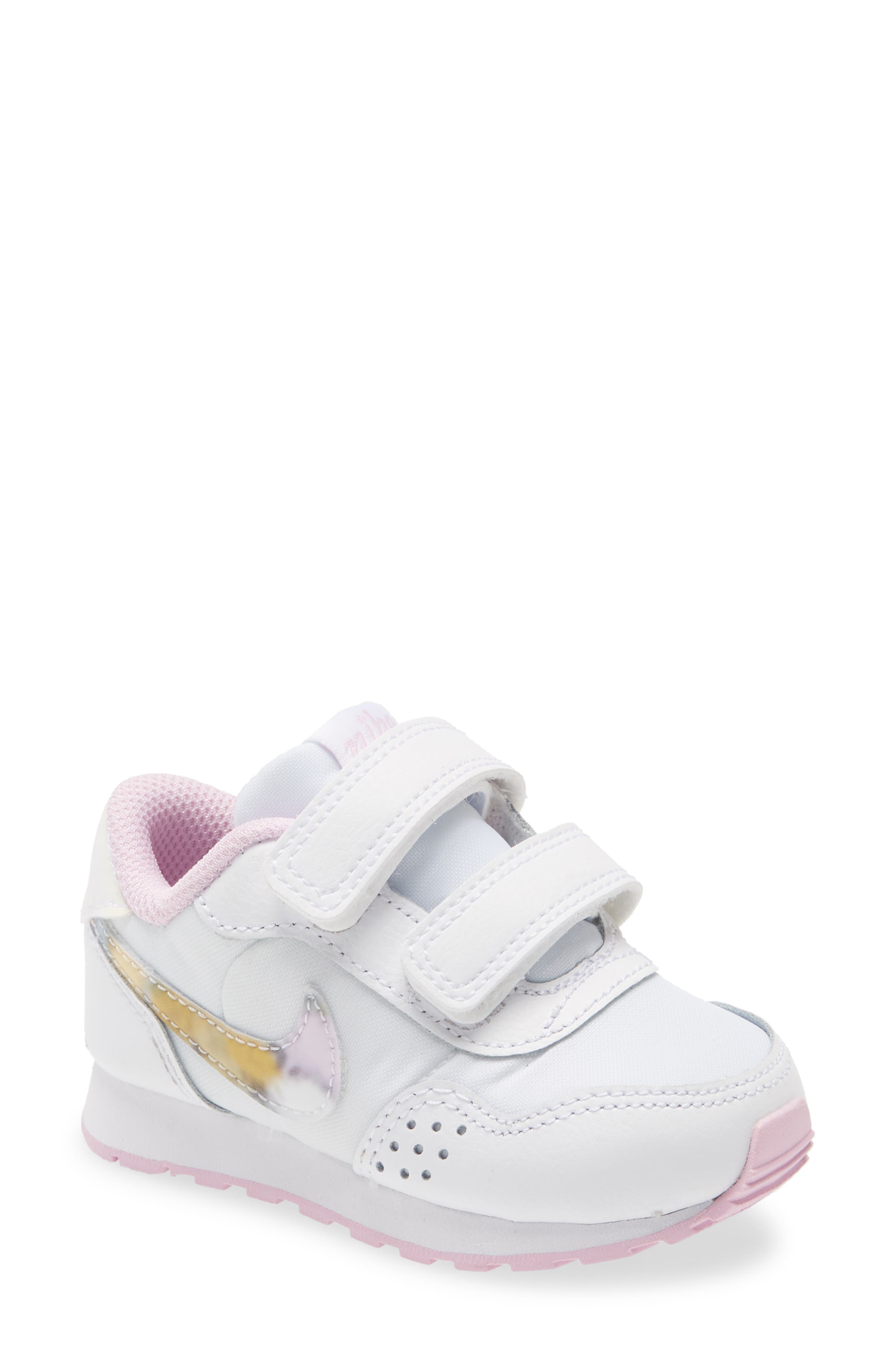 Nike MD Valiant Sneaker | Nordstrom