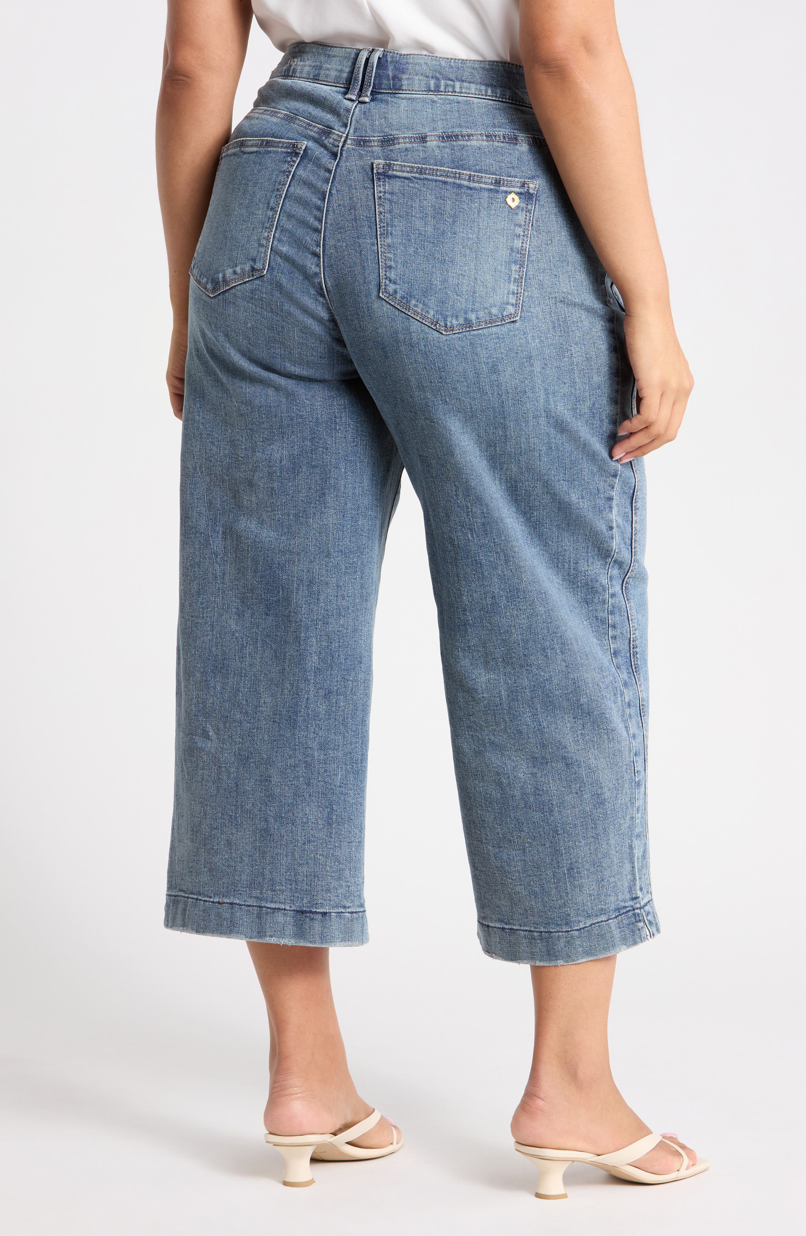 Double Side Seam Wide Leg Crop Jeans (Women) | Nordstromrack