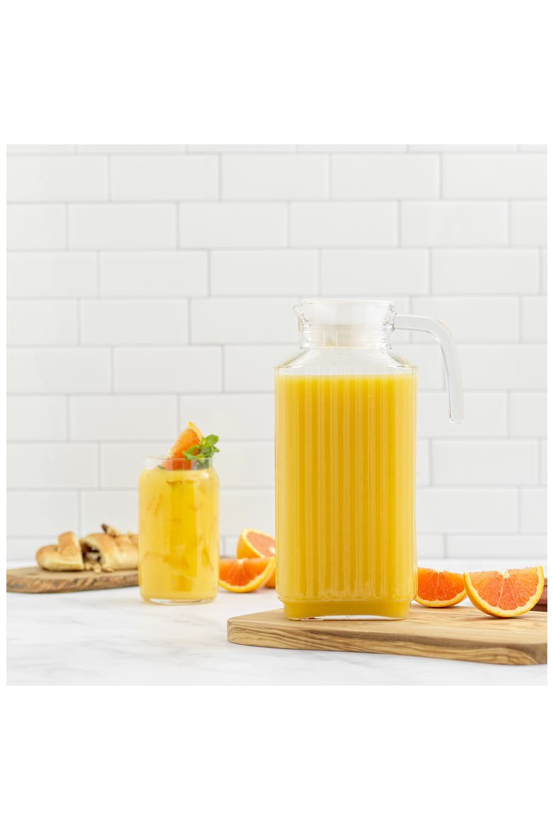 Beverage Serveware Glass Pitcher with Handle & 2 Lids - 60 oz ...