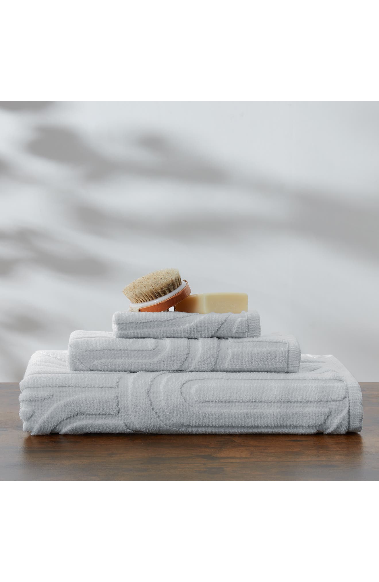 UGG® Arch Bath Towel | Nordstromrack