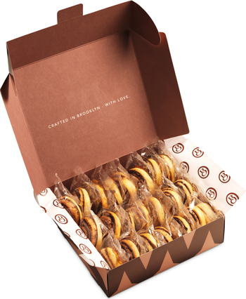 Lovery 20 Piece Food Gift Basket, Cinnamon Rolls and Pastries | Nordstrom