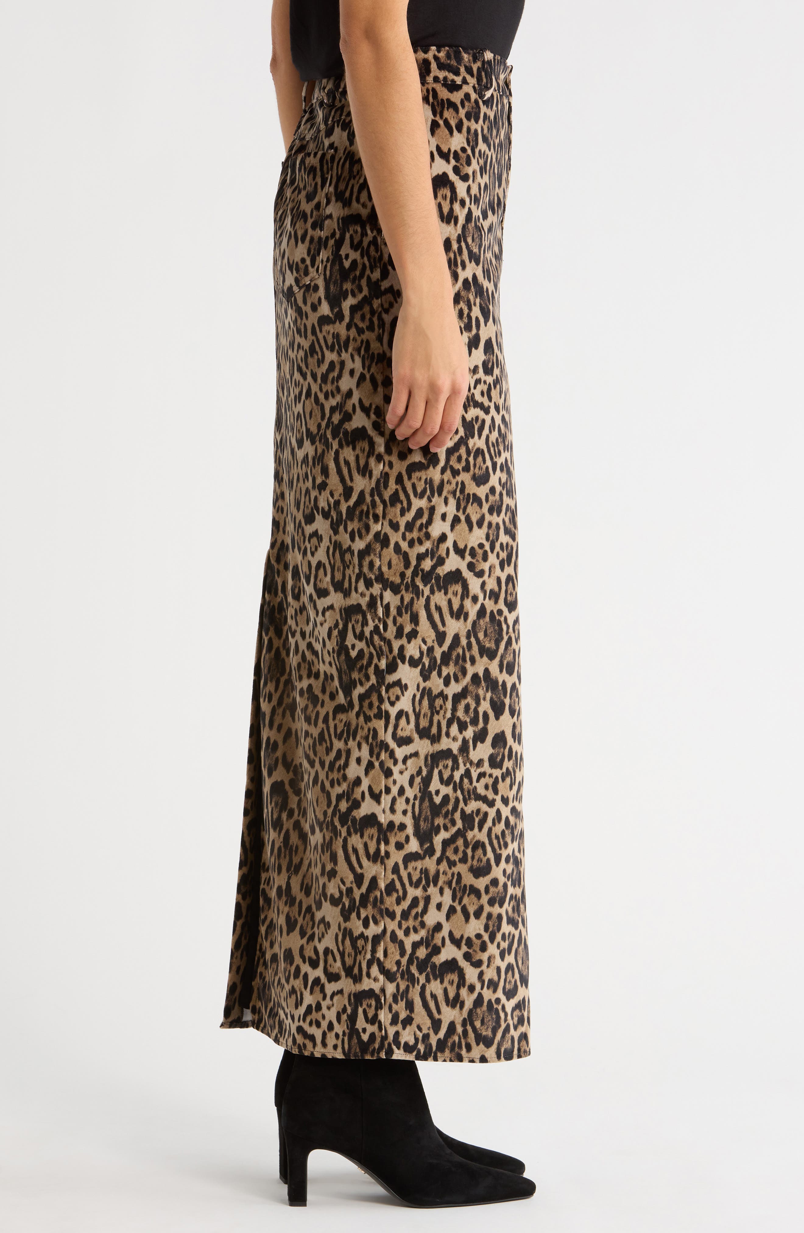 WAYF x Sara Walker Samantha Leopard Print Velveteen Maxi Skirt ...
