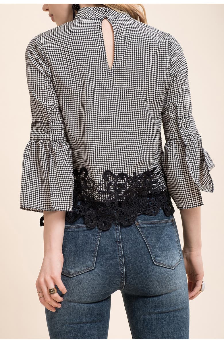 MOON RIVER Lace Hem Choker Neck Blouse | Nordstromrack