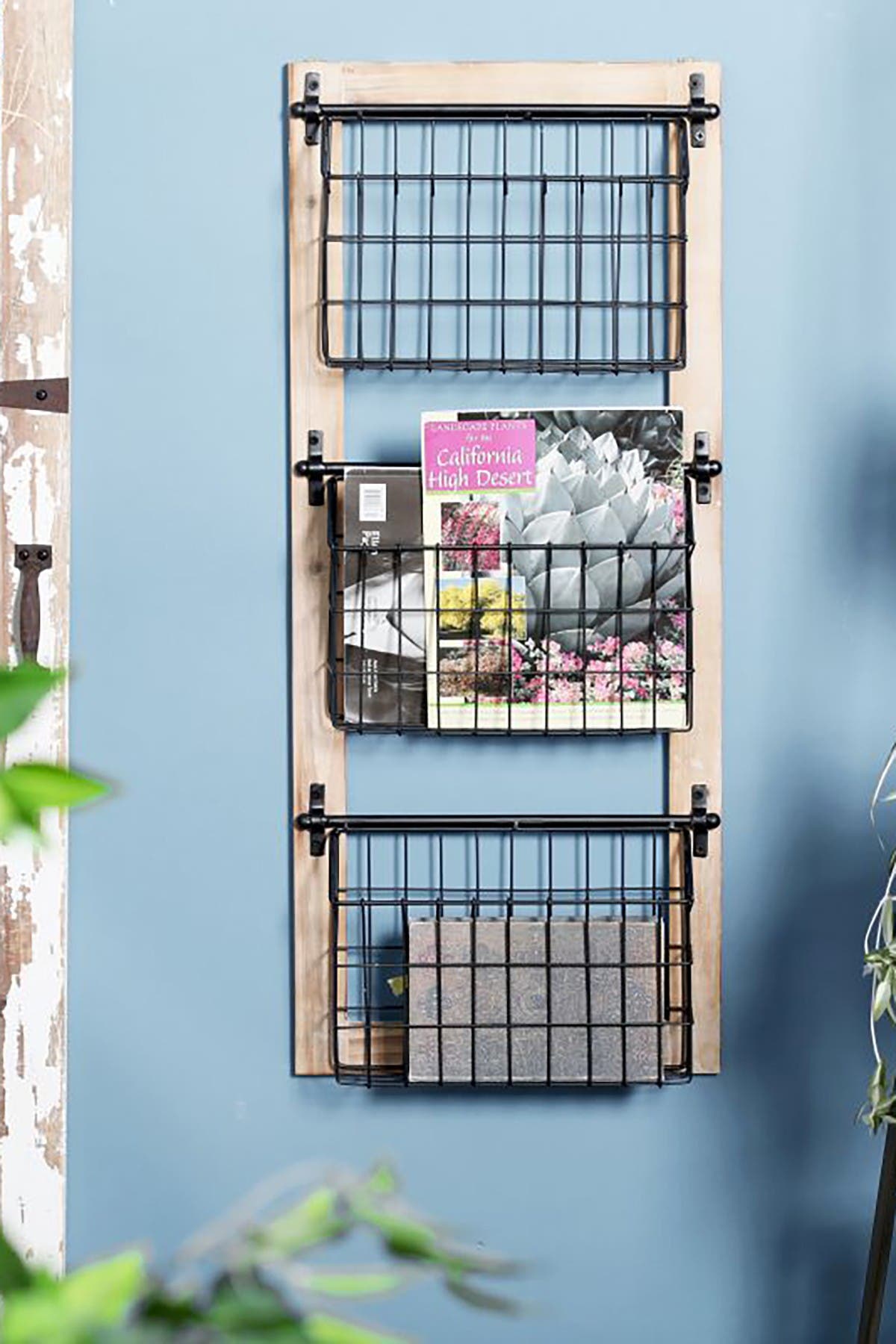 SONOMA SAGE HOME Black Metal 3-Slot Magazine Rack Holder with Suspended ...