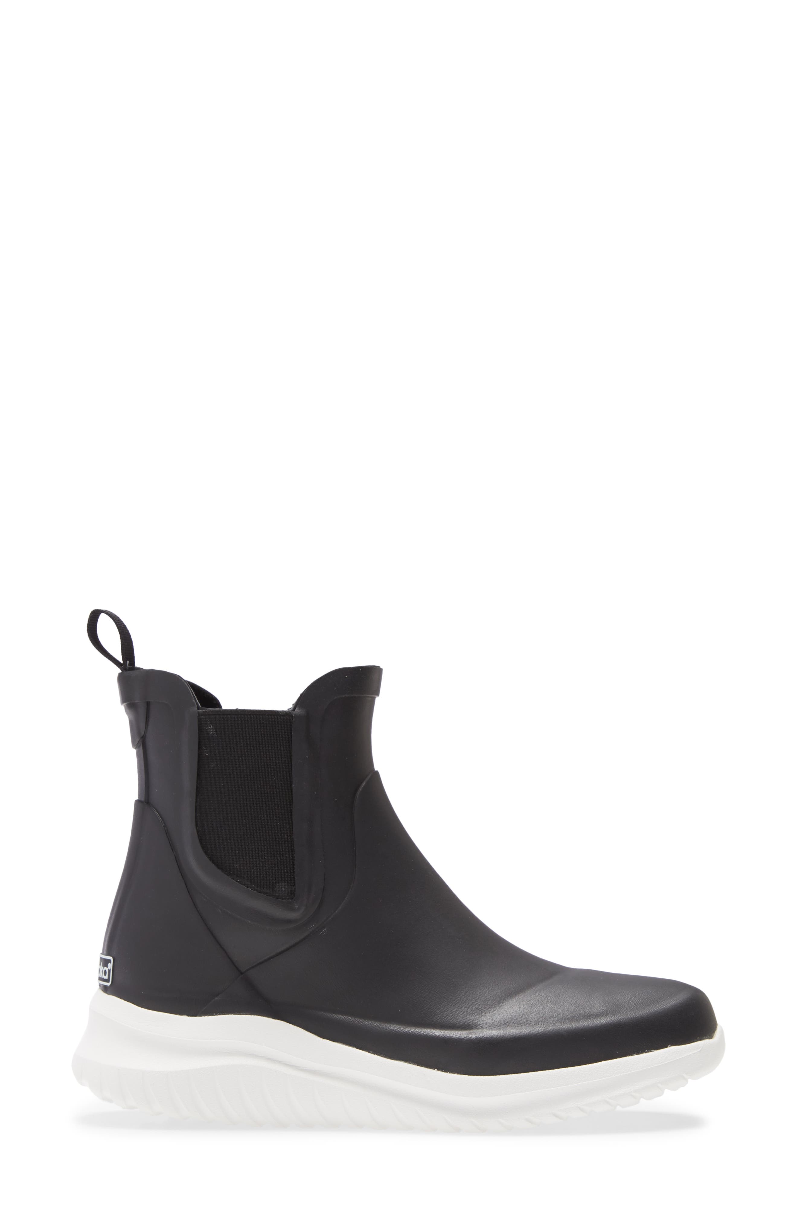 Chooka Bellevue Waterproof Chelsea Boot (Women) | Nordstromrack