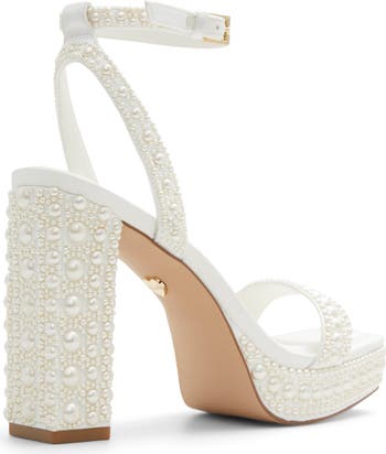 Lulu heels store