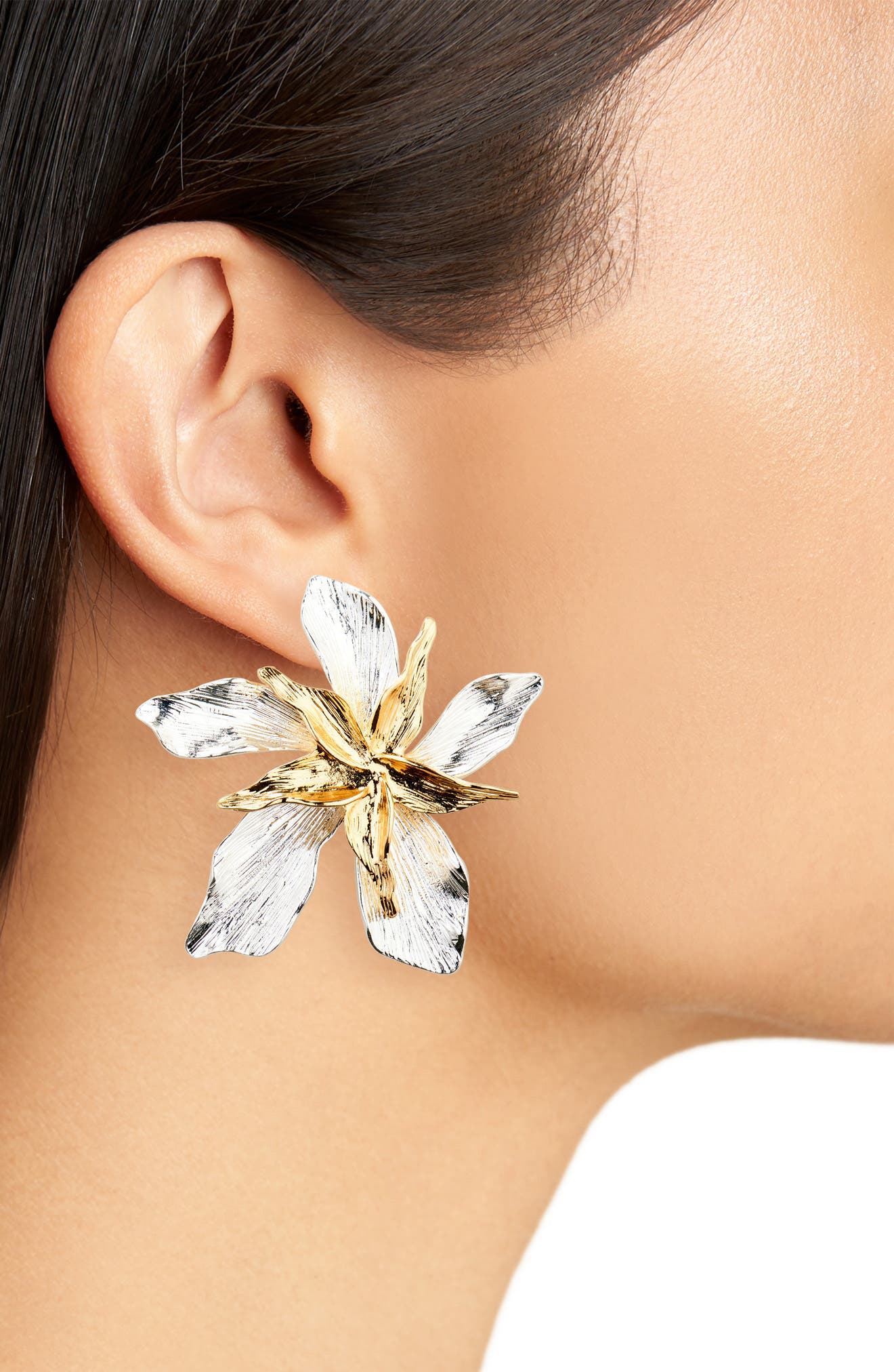 Cara Two-Tone Flower Stud Earrings | Nordstromrack