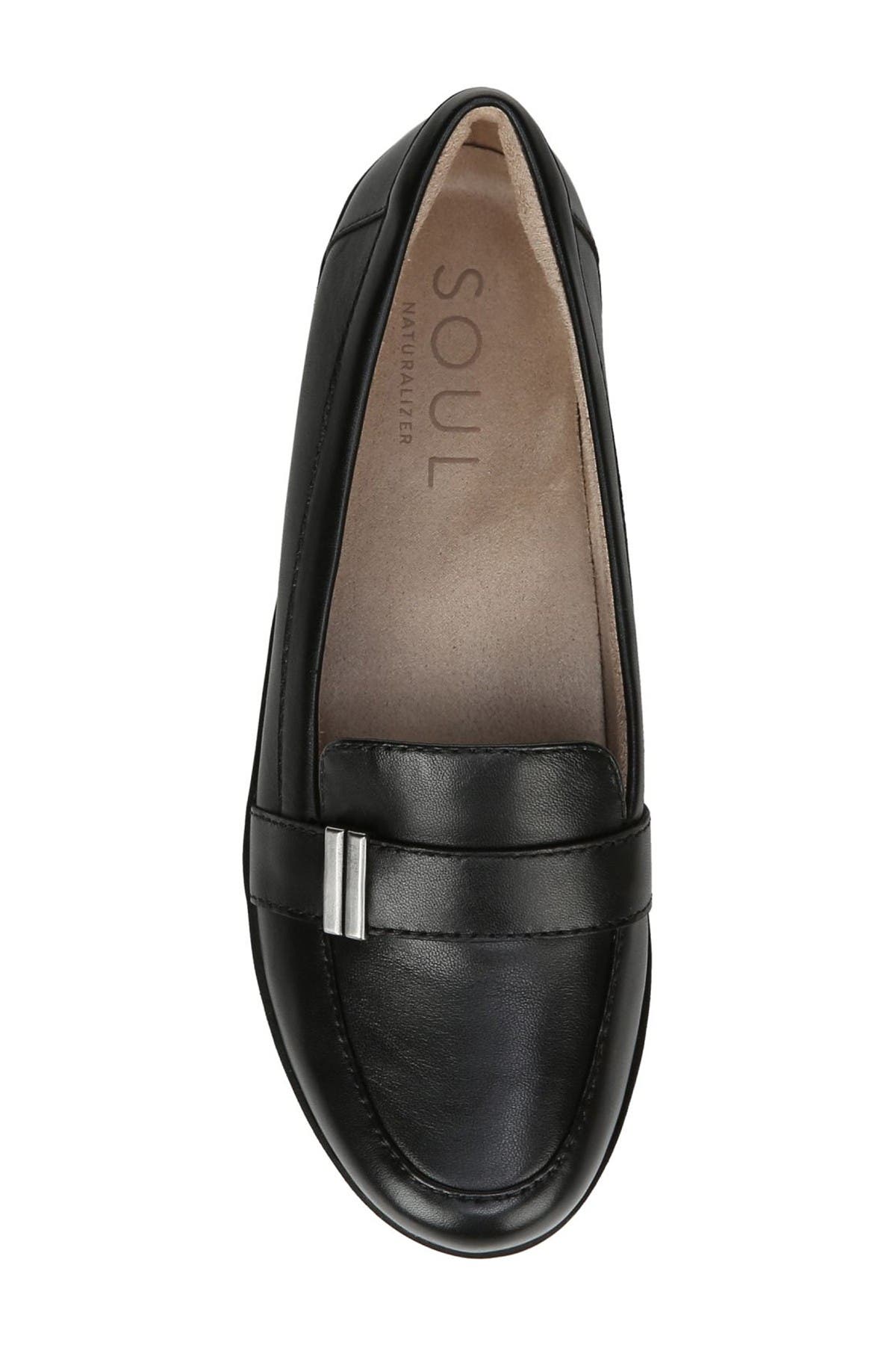 SOUL NATURALIZER Kentley Leather Loafer - Wide Width Available (Women ...