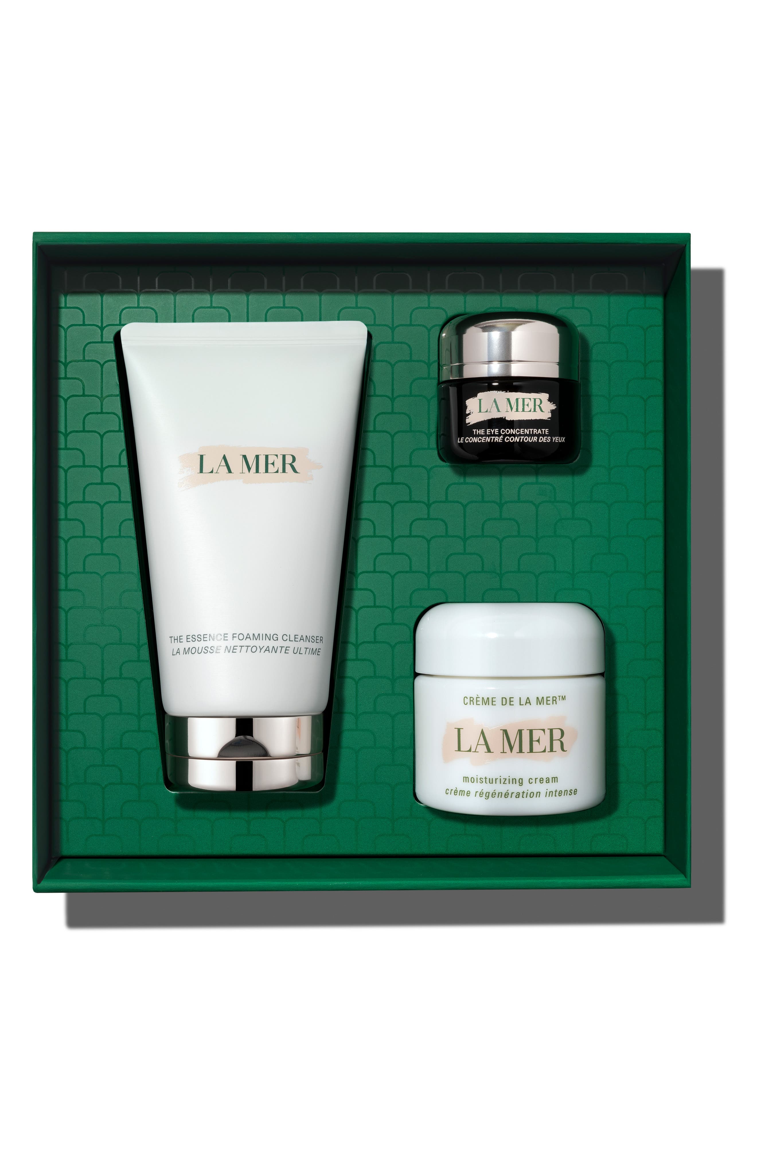 La Mer The Holiday Essentials Skincare Gift Set with Crème de la Mer ...