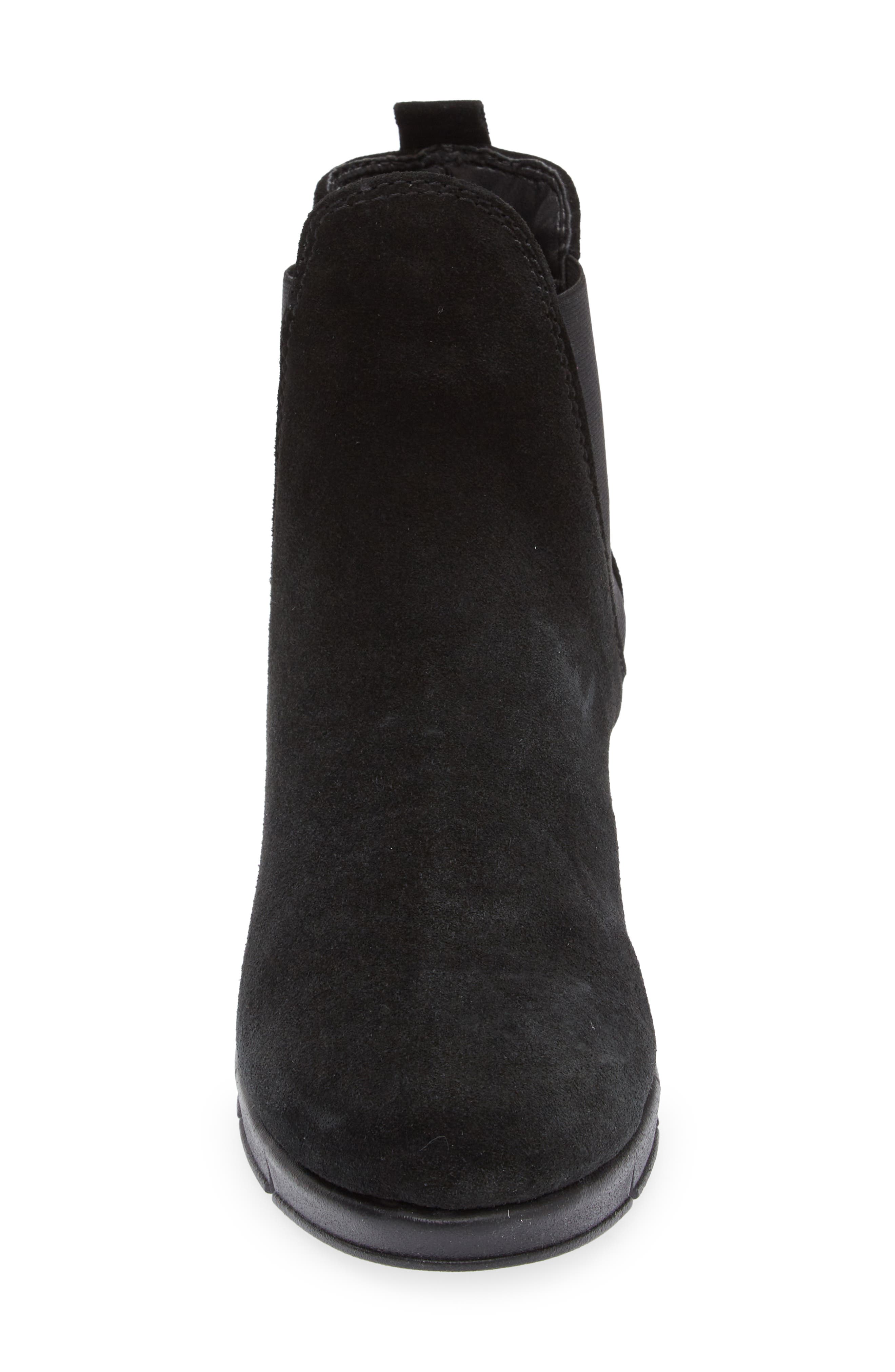 The FLEXX Slimmer Too Chelsea Boot (Women) | Nordstromrack