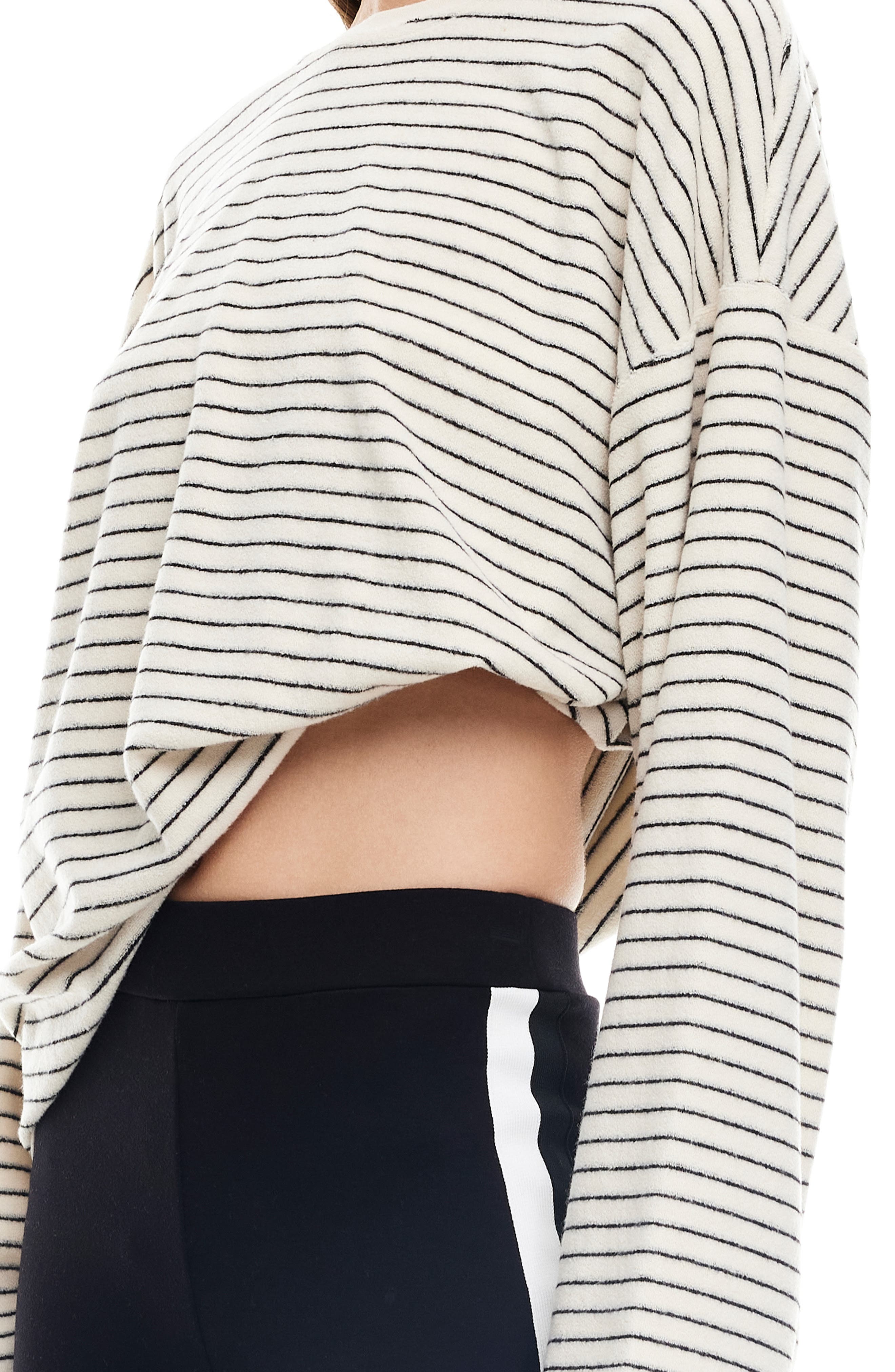 LIONESS Bry Stripe Oversize Velour Top | Nordstromrack