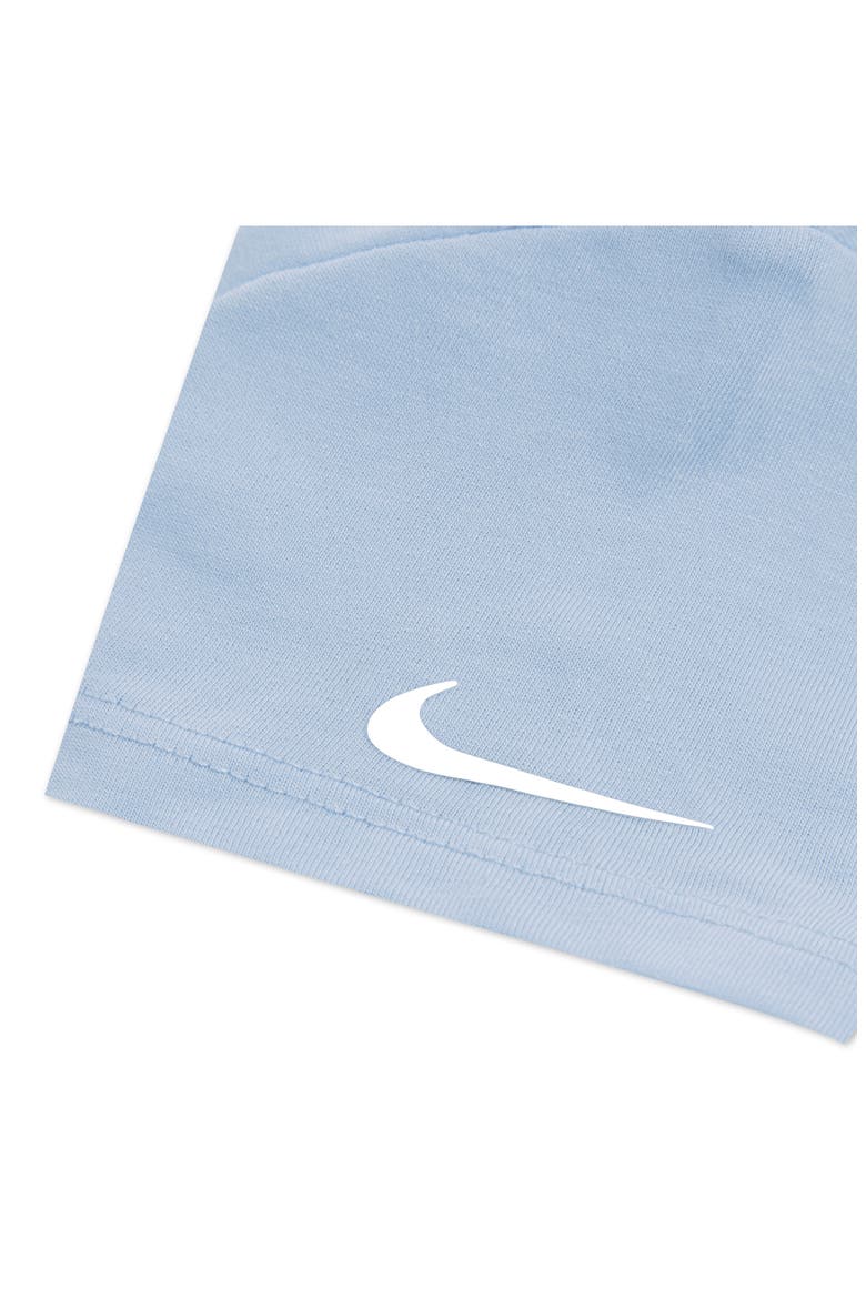 Gradient Logo Graphic T-Shirt & Shorts Set (Men) | Nordstromrack