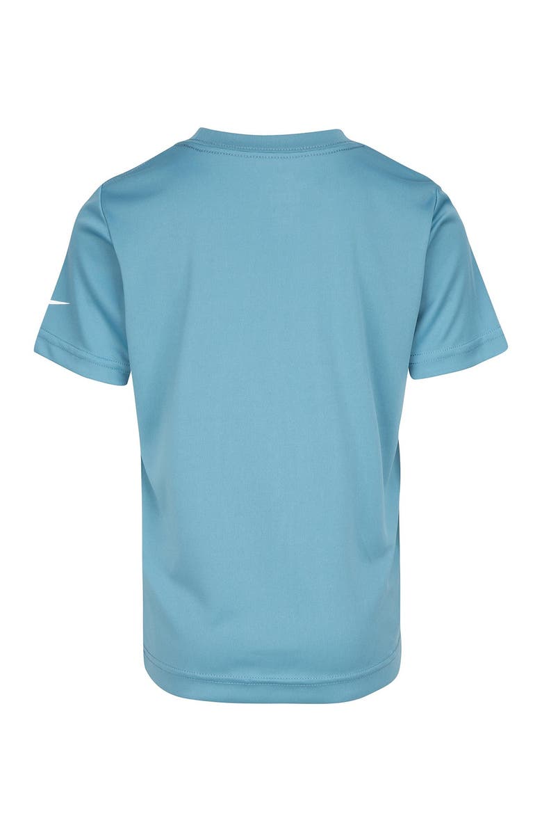 Nike Block Logo Fading Swoosh T-Shirt | Nordstromrack