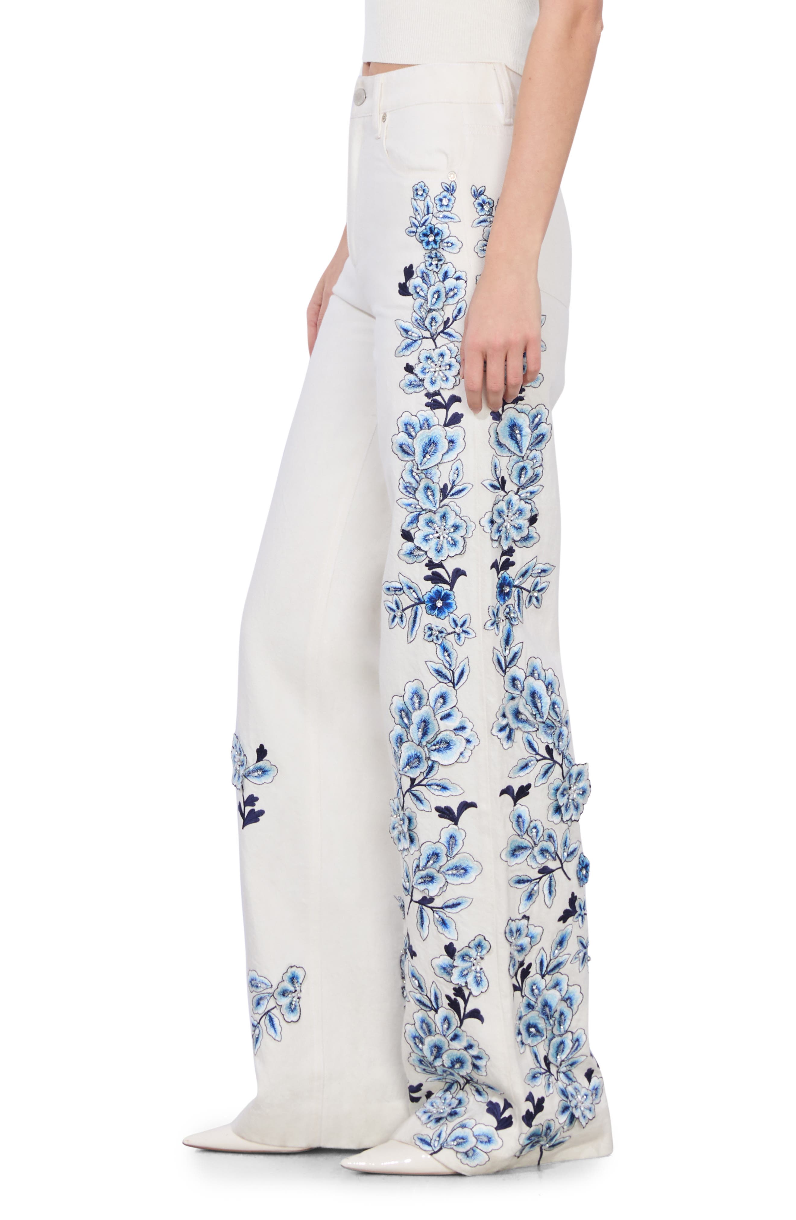 Alice + Olivia Weezy Floral Embroidered Bootcut Jeans | Nordstromrack