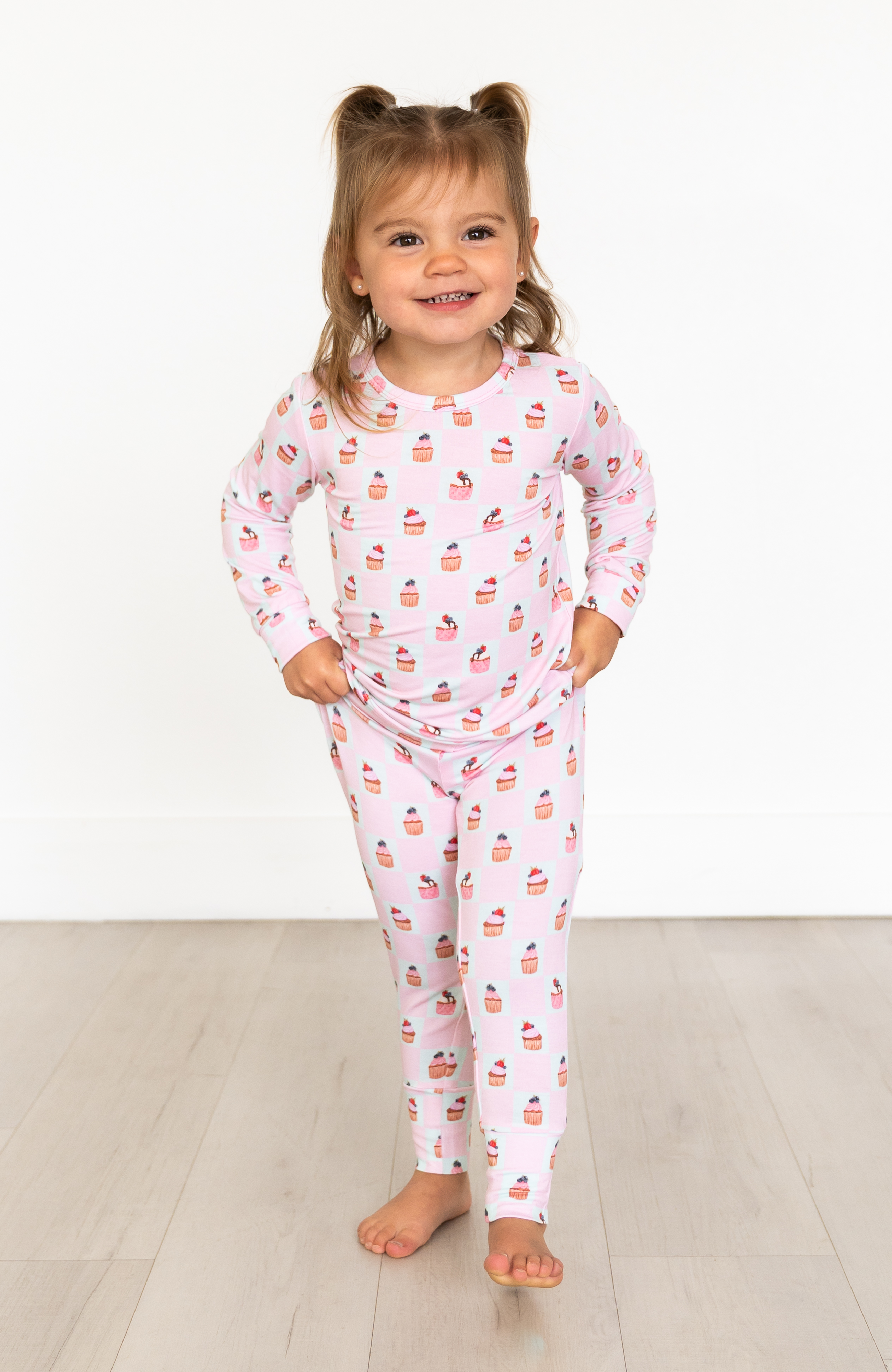 Laree + Co Lillian's Garden Cupcakes 2-Piece Long Sleeve Set - Toddler ...