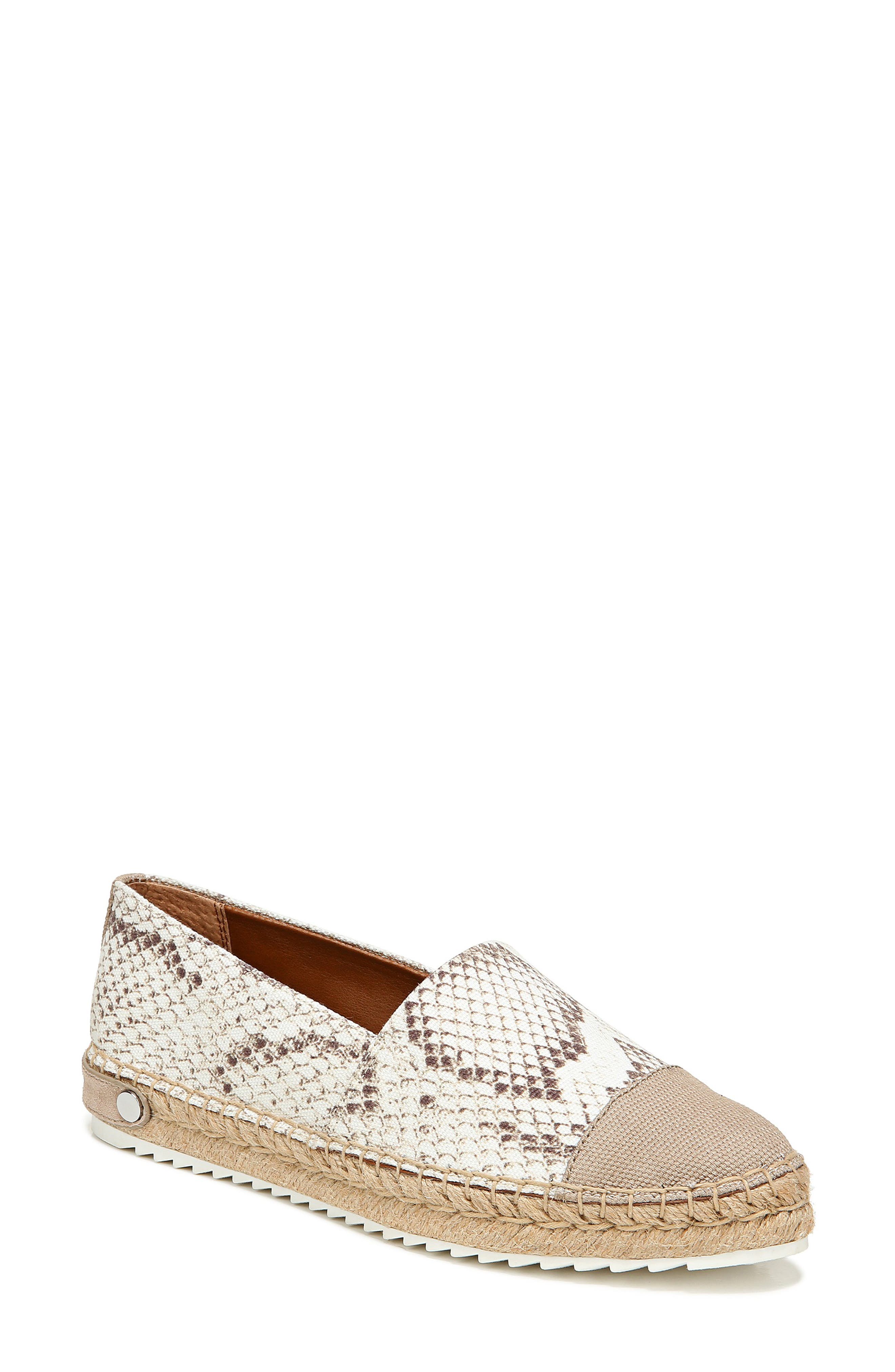 Casey Flat (Women) | Nordstromrack
