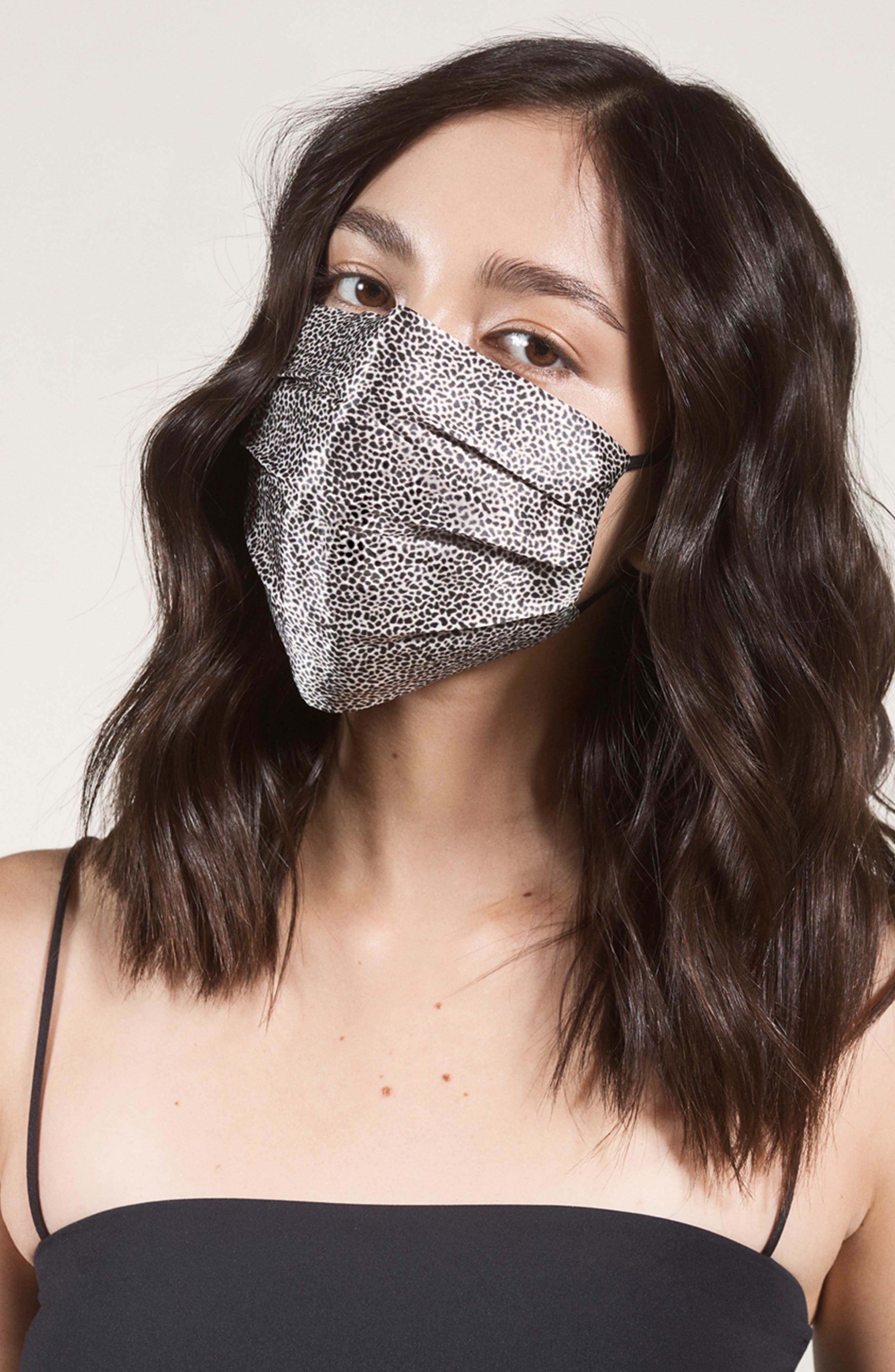 slip Pure Silk Adult Pleated Face Covering | Nordstrom