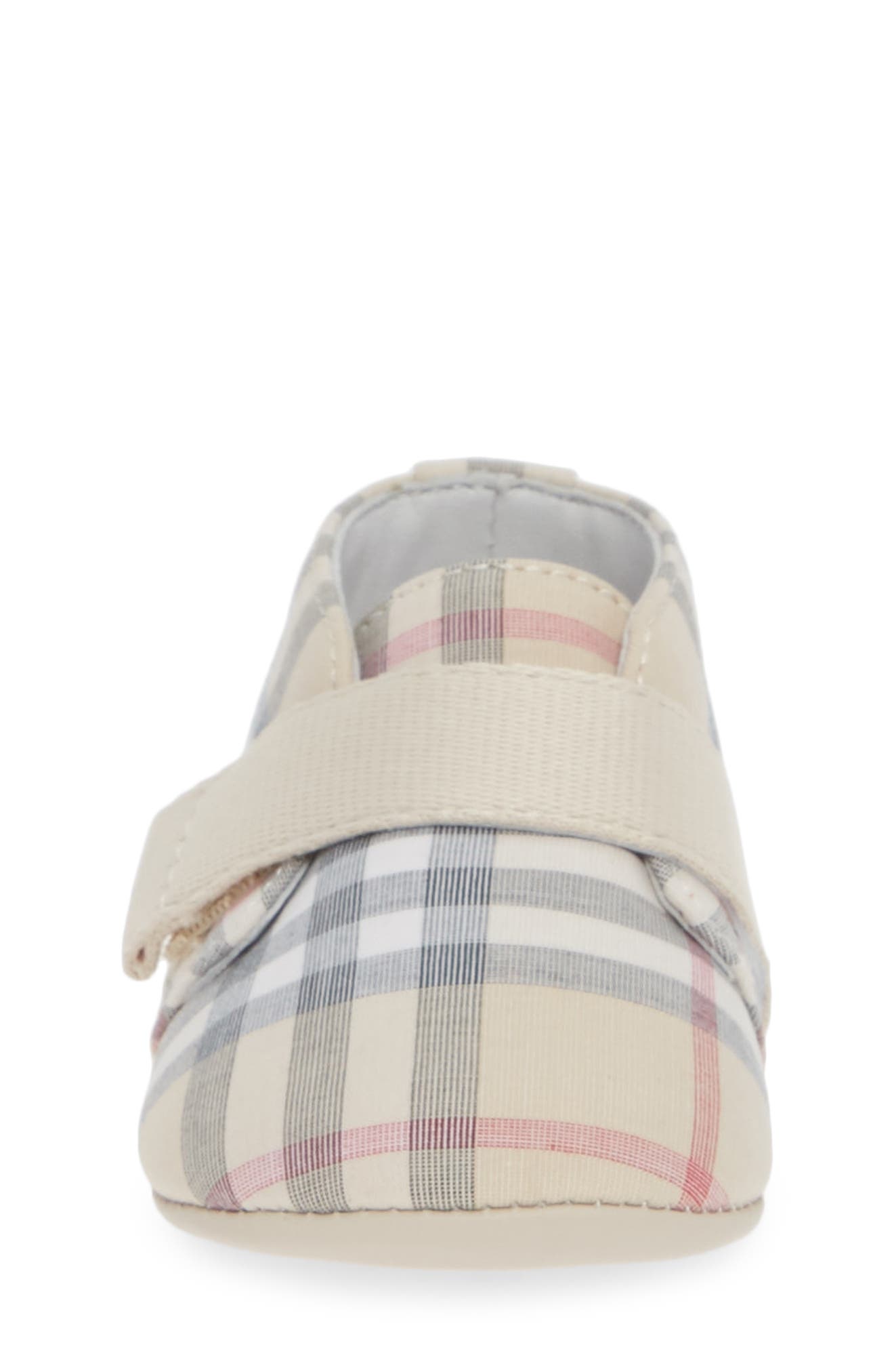 Burberry Charlton Check Crib Shoe | Nordstromrack