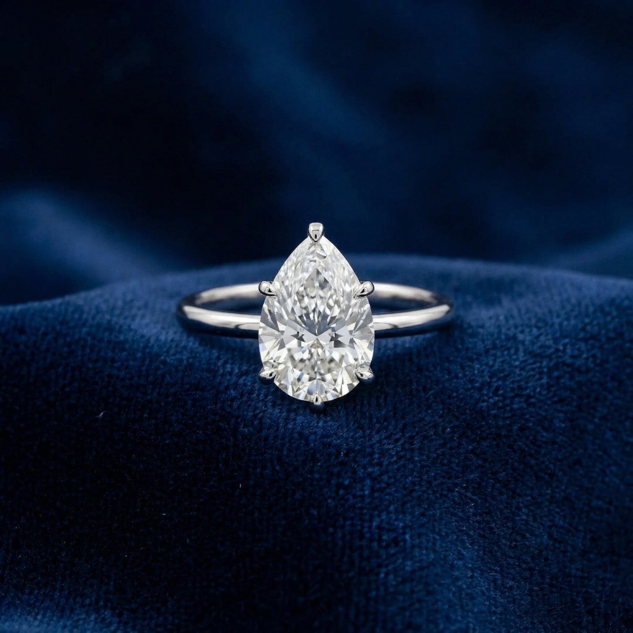 Bliss Diamond Certified 3Ct Pear Shape Solitaire Diamond Engagement ...