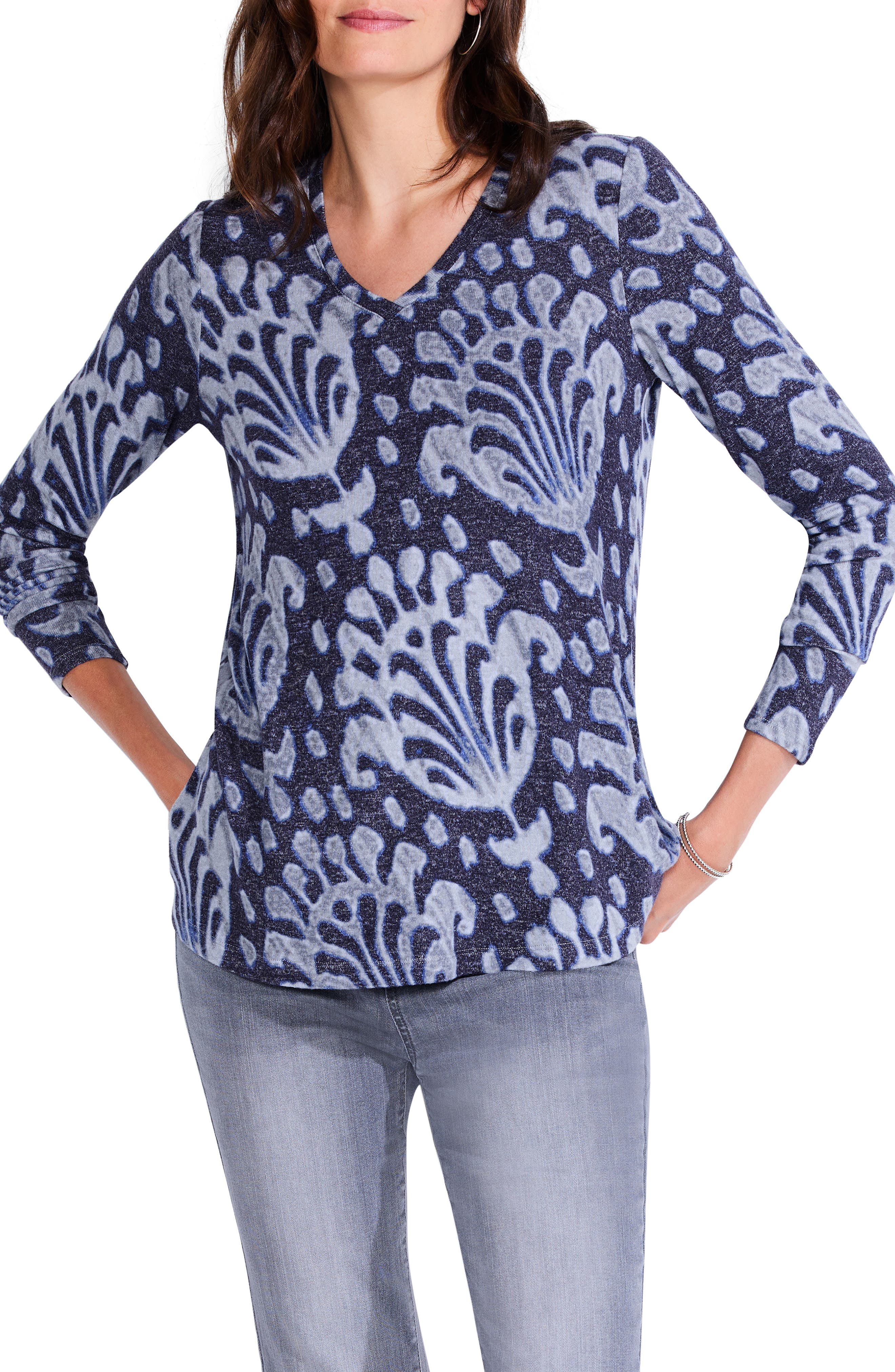 NZT by NIC+ZOE Shadow Floral Long Sleeve V-Neck Top | Nordstromrack