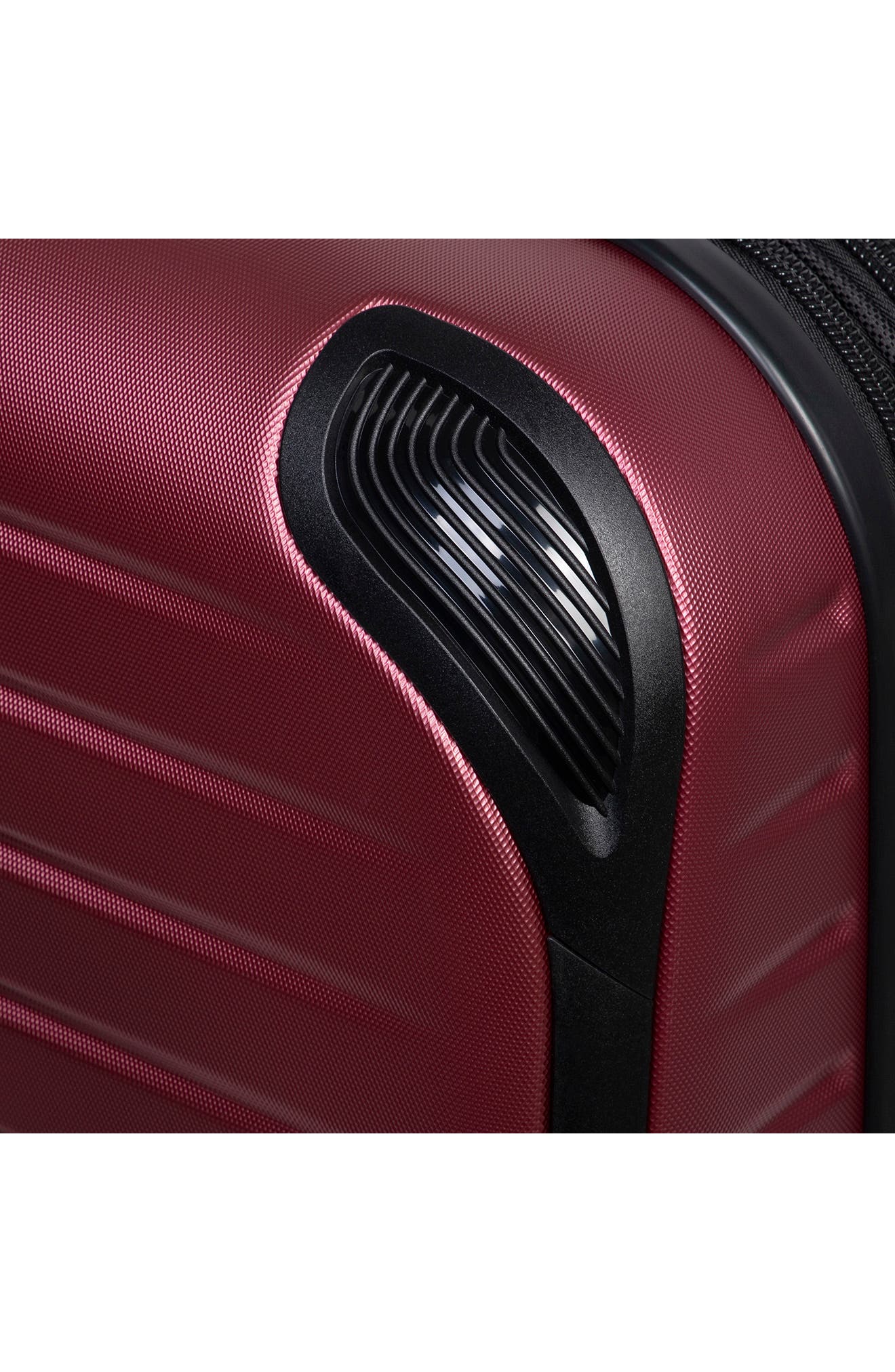 IT LUGGAGE 32" Lineal 8-Wheel Expandable Travel Case | Nordstromrack