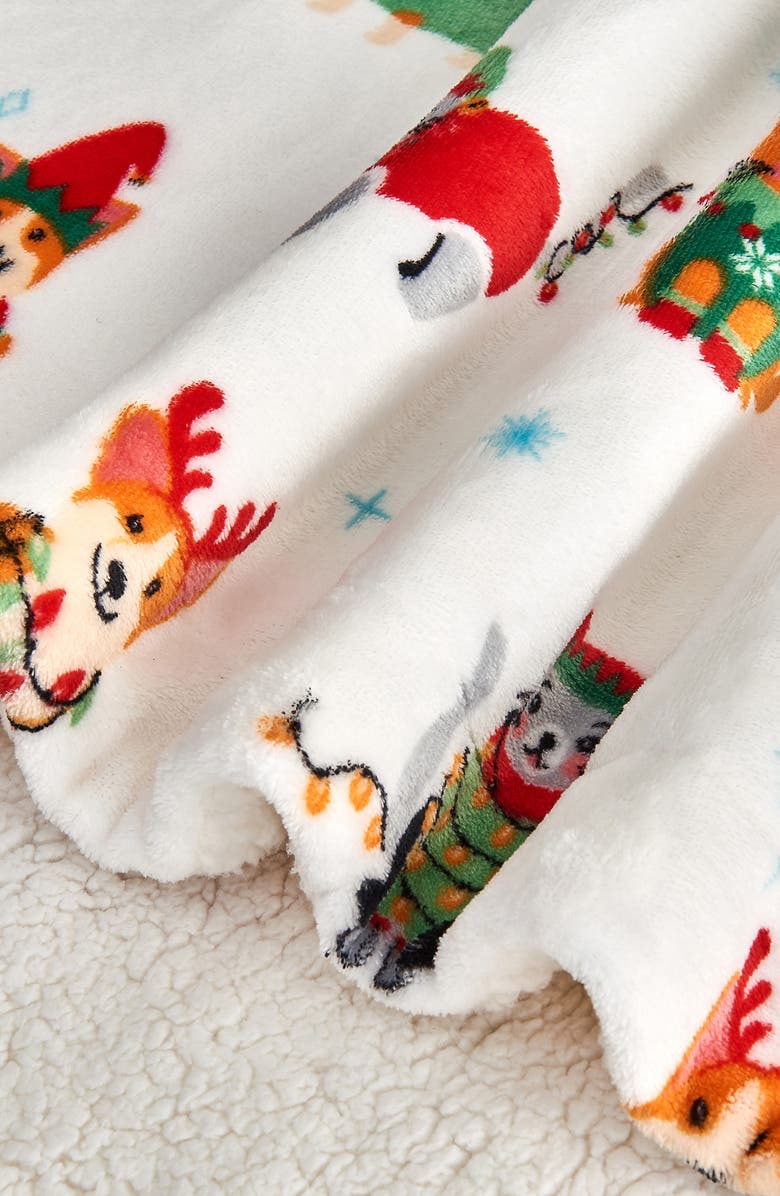 Woven & Weft Holiday Gnome Print Plush Velvet Reversible Throw Blanket ...