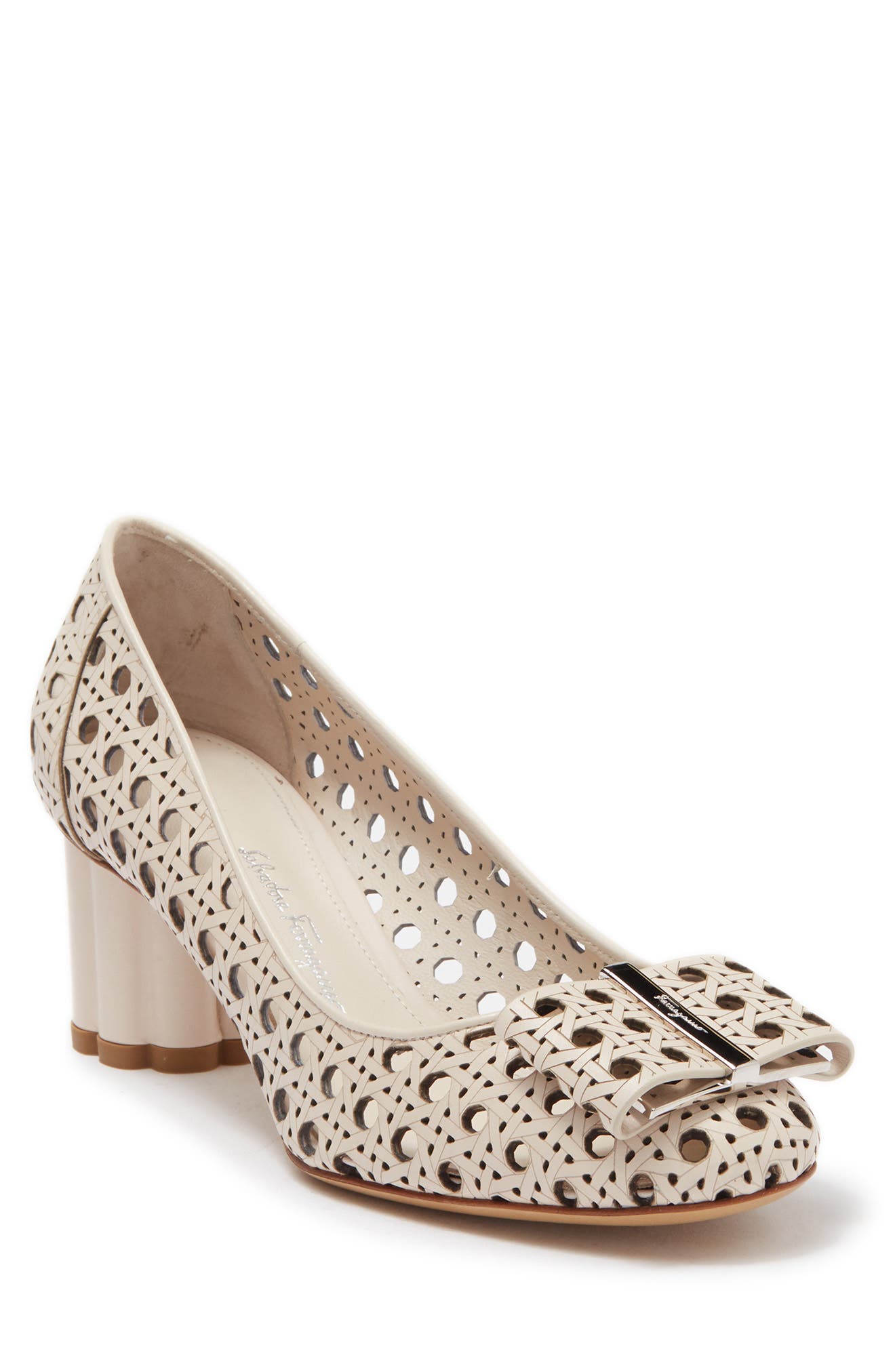 FERRAGAMO Laser Cut Bow Pump | Nordstromrack