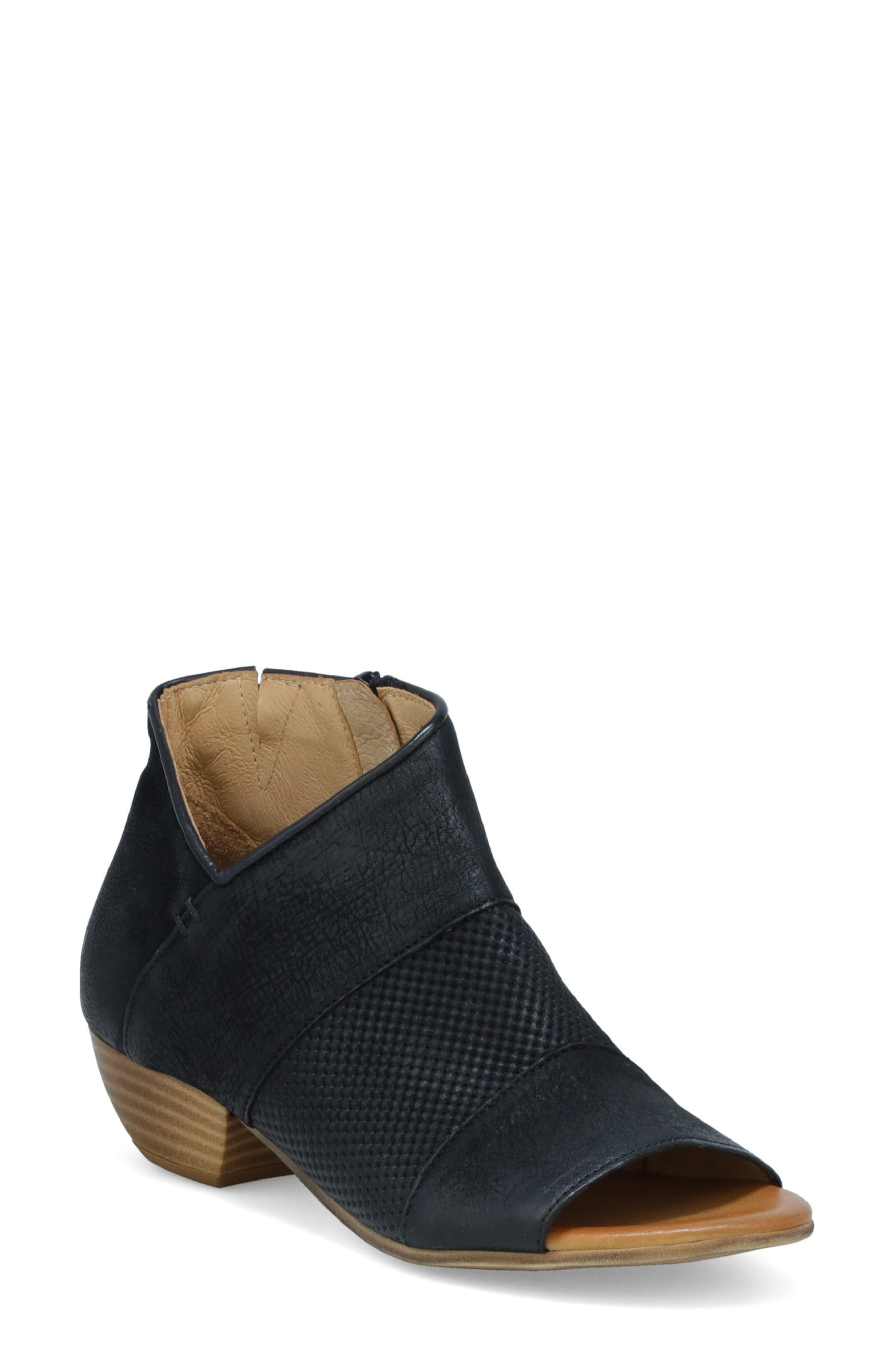Miz Mooz Clermont Sandal (Women) | Nordstromrack