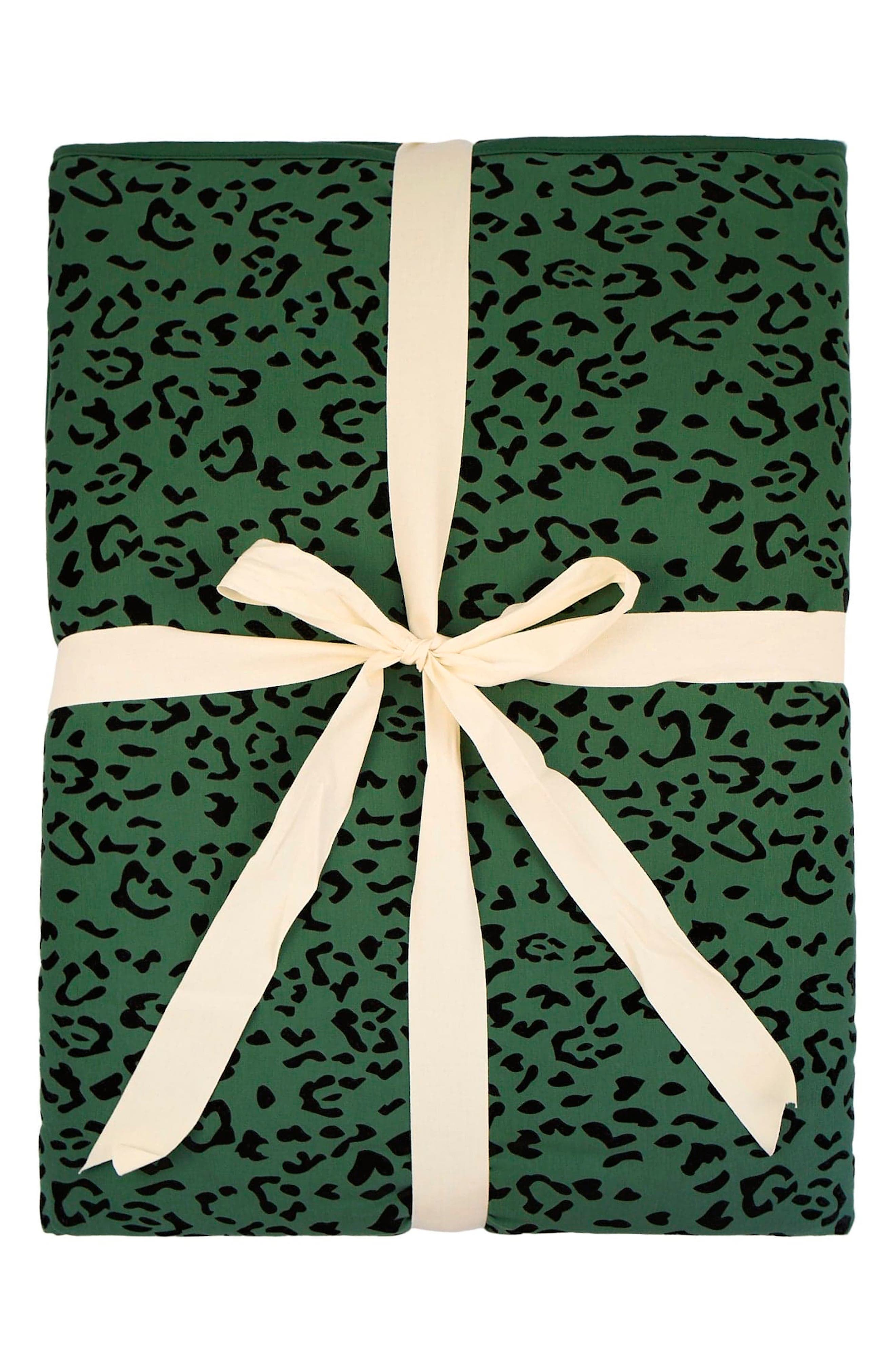 Kyte BABY Hunter Leopard 2.5 TOG Youth Blanket | Nordstromrack