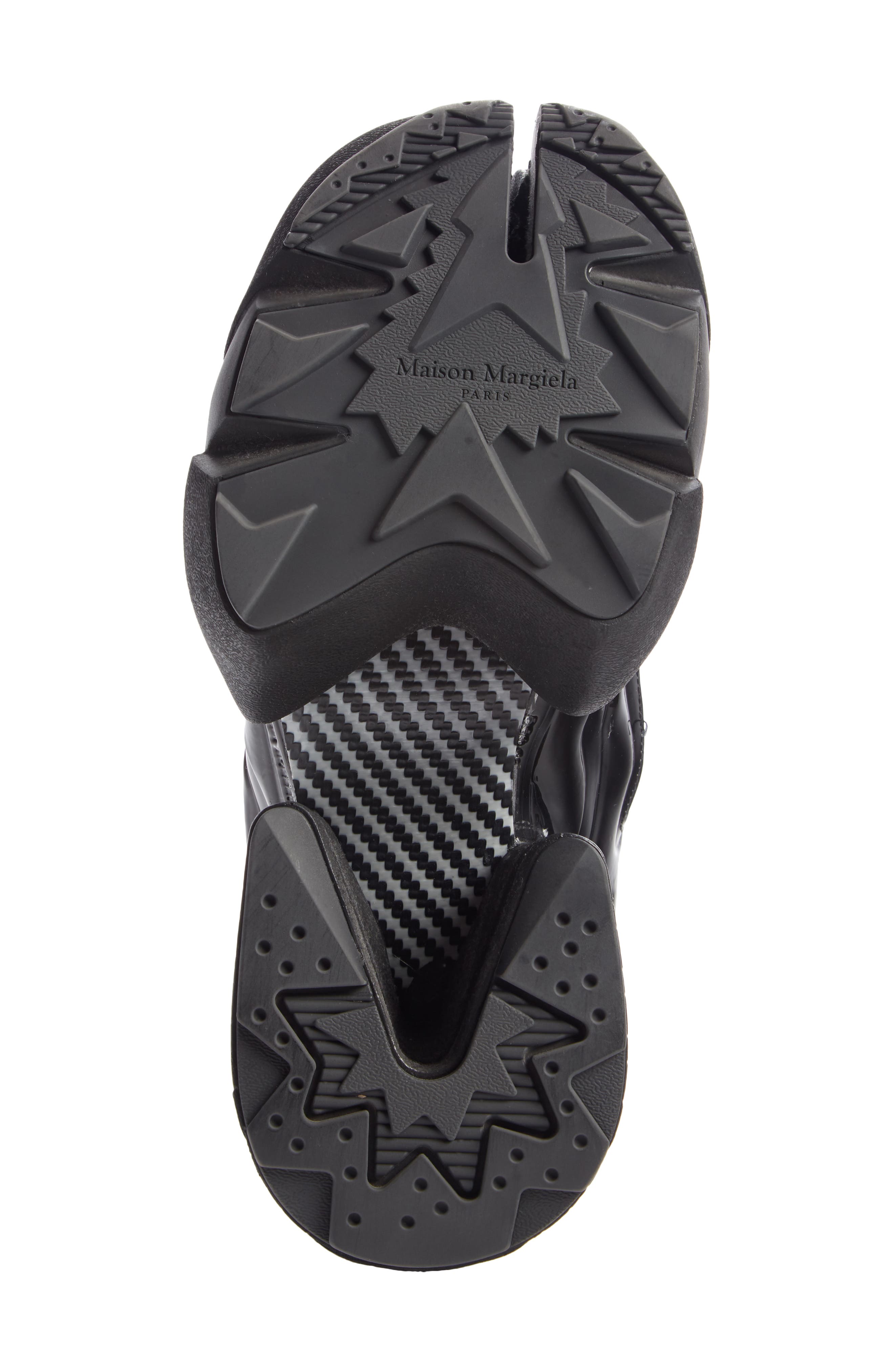 Maison Margiela x Reebok Instapump Fury Tabi Platform Boot (Women ...