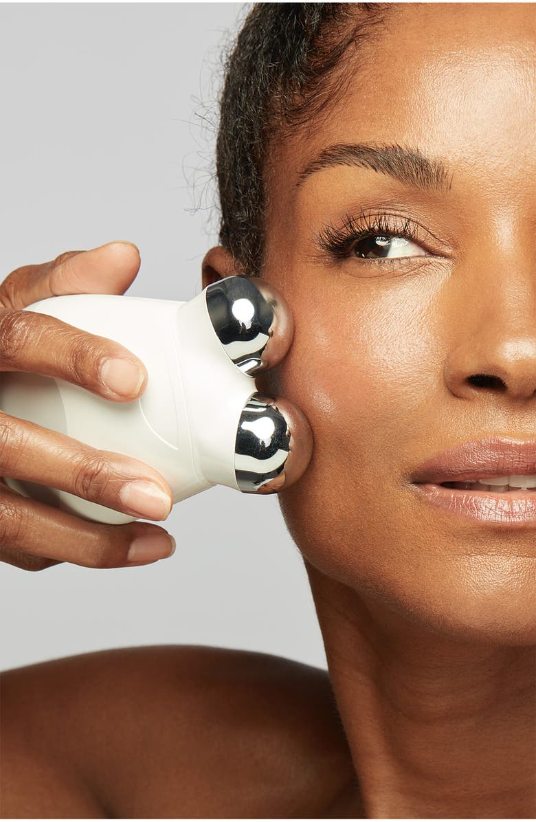 NuFACE® Certified Refreshed Trinity Smart Advanced Facial Toning Device ...