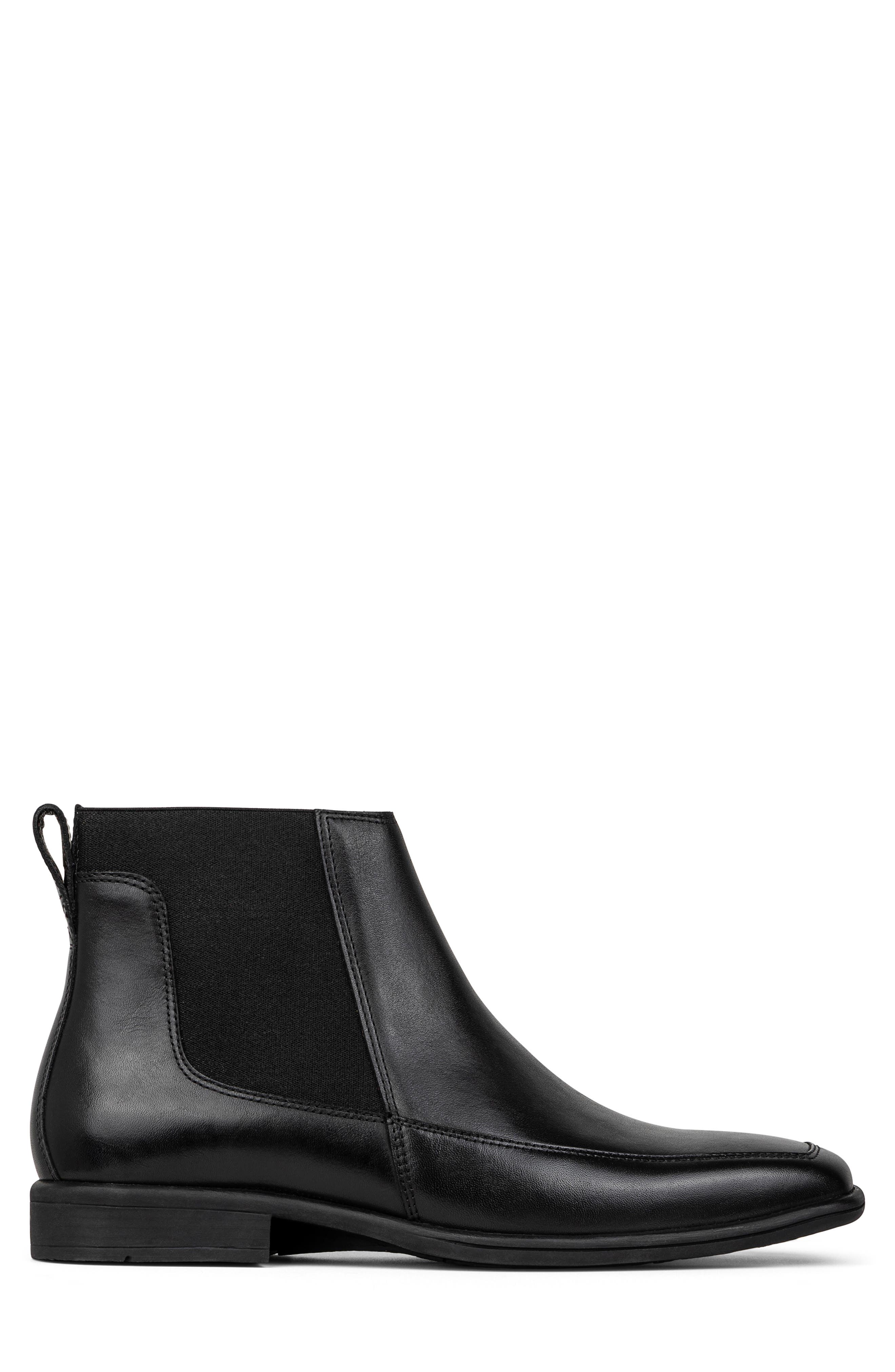 Donald Pliner Gunter Chelsea Boot (Men) | Nordstromrack