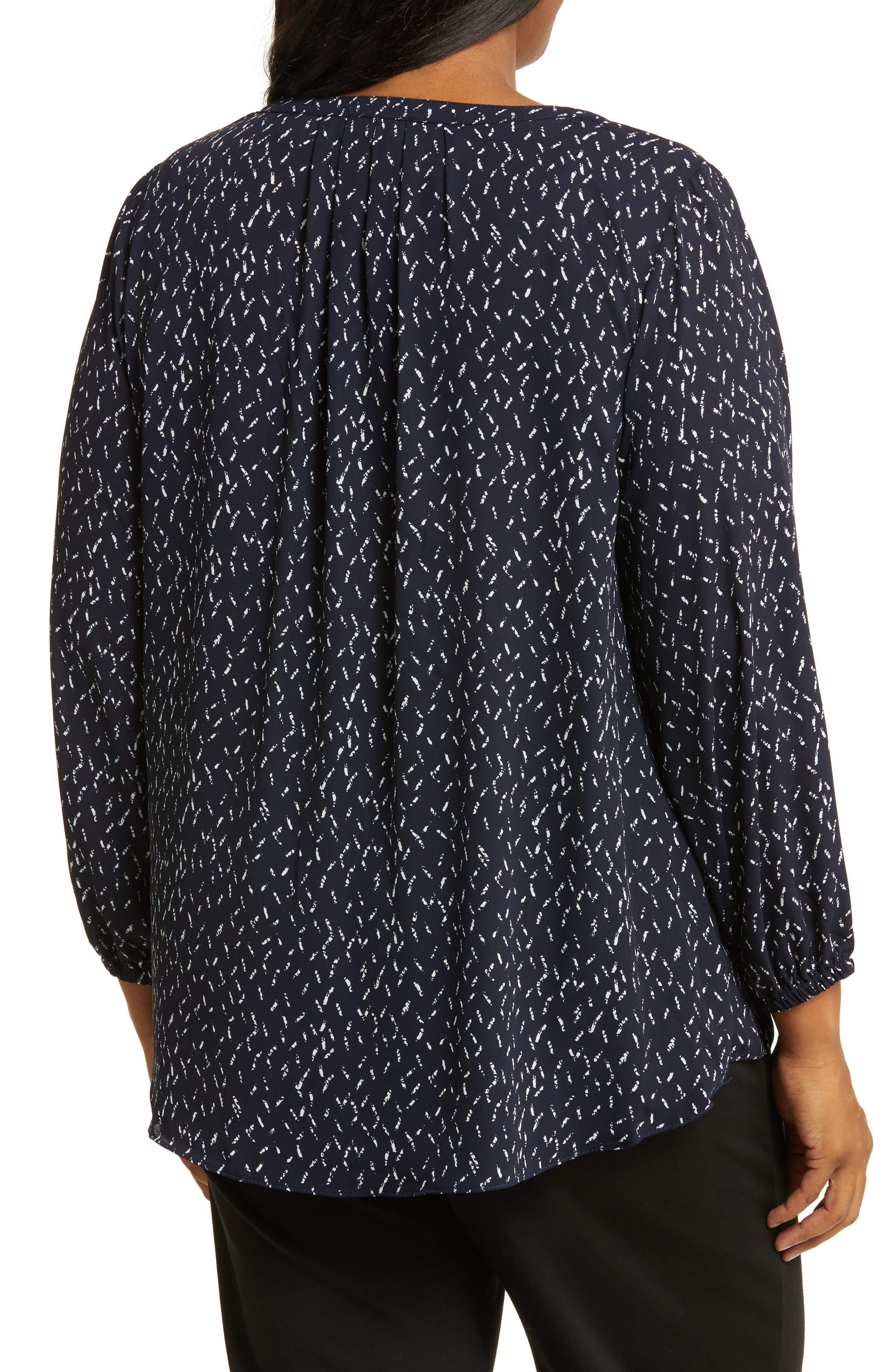 T Tahari Line Print Split Neck Blouse | Nordstromrack