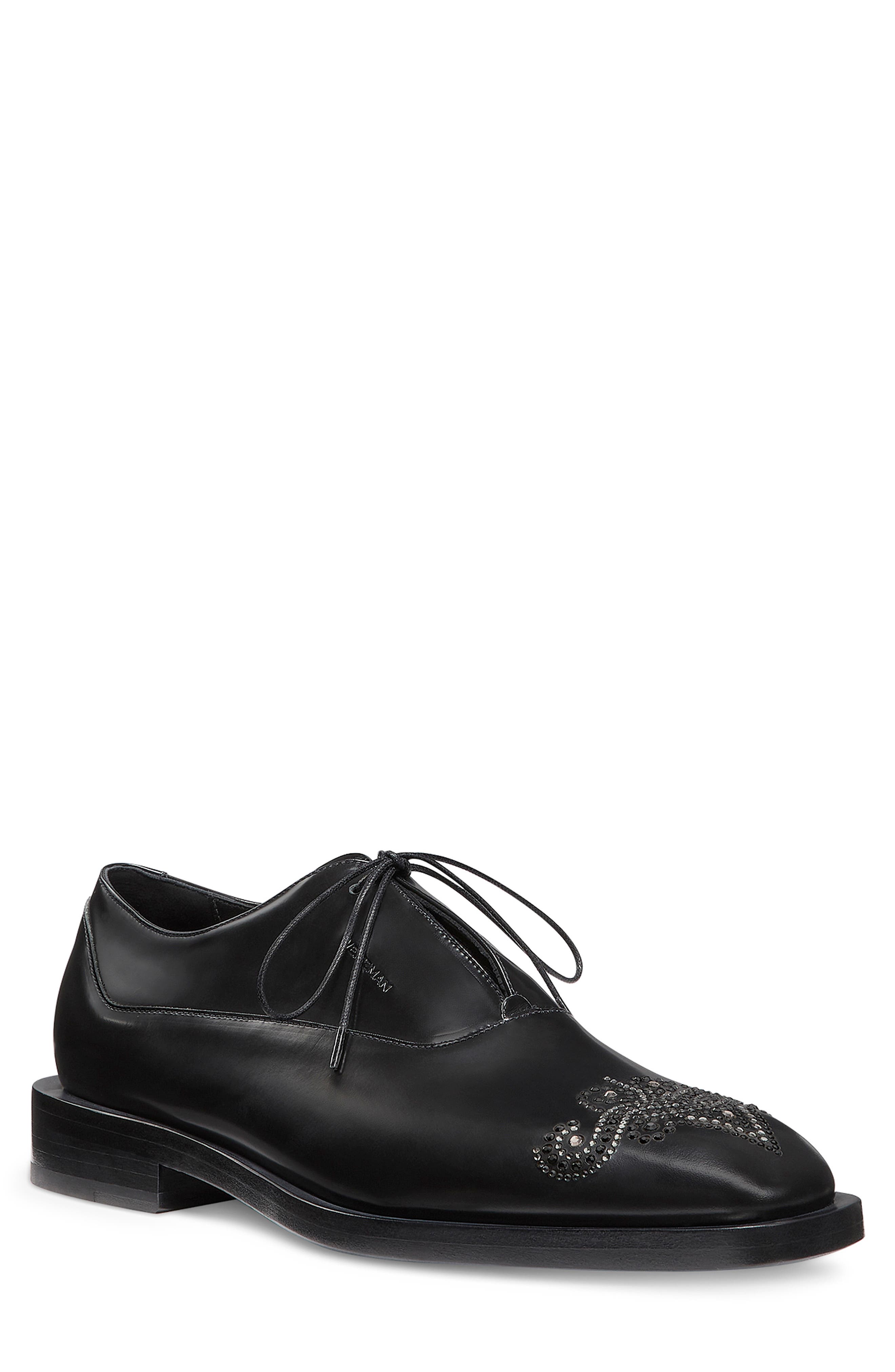Stuart Weitzman Royce Runway Embellished Wingtip Oxford (Men ...