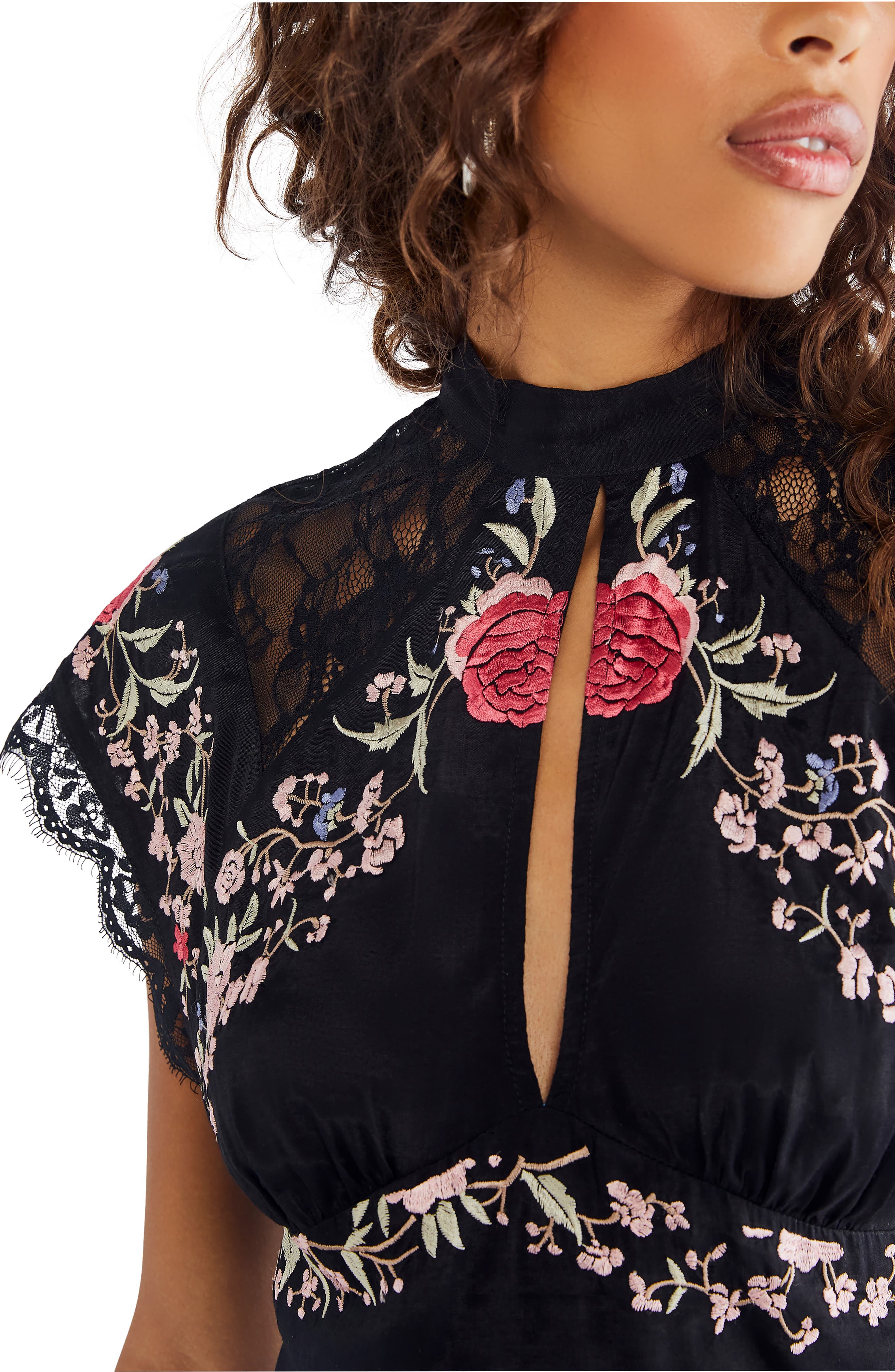 Free People Chiara Embroidered Cutout Lace Crop Top | Nordstromrack