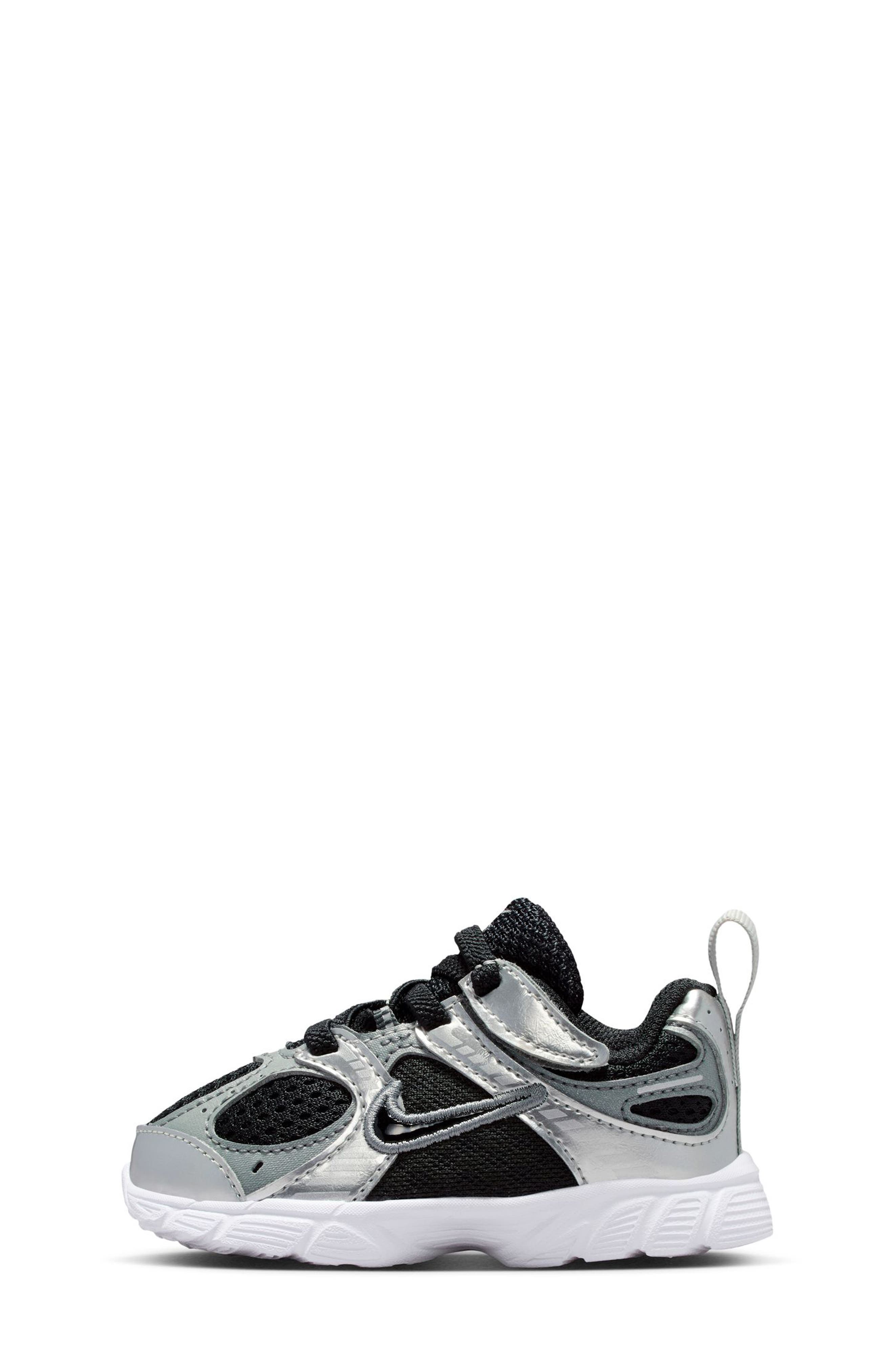 Nike Kids' V5 RNR Sneaker | Nordstromrack