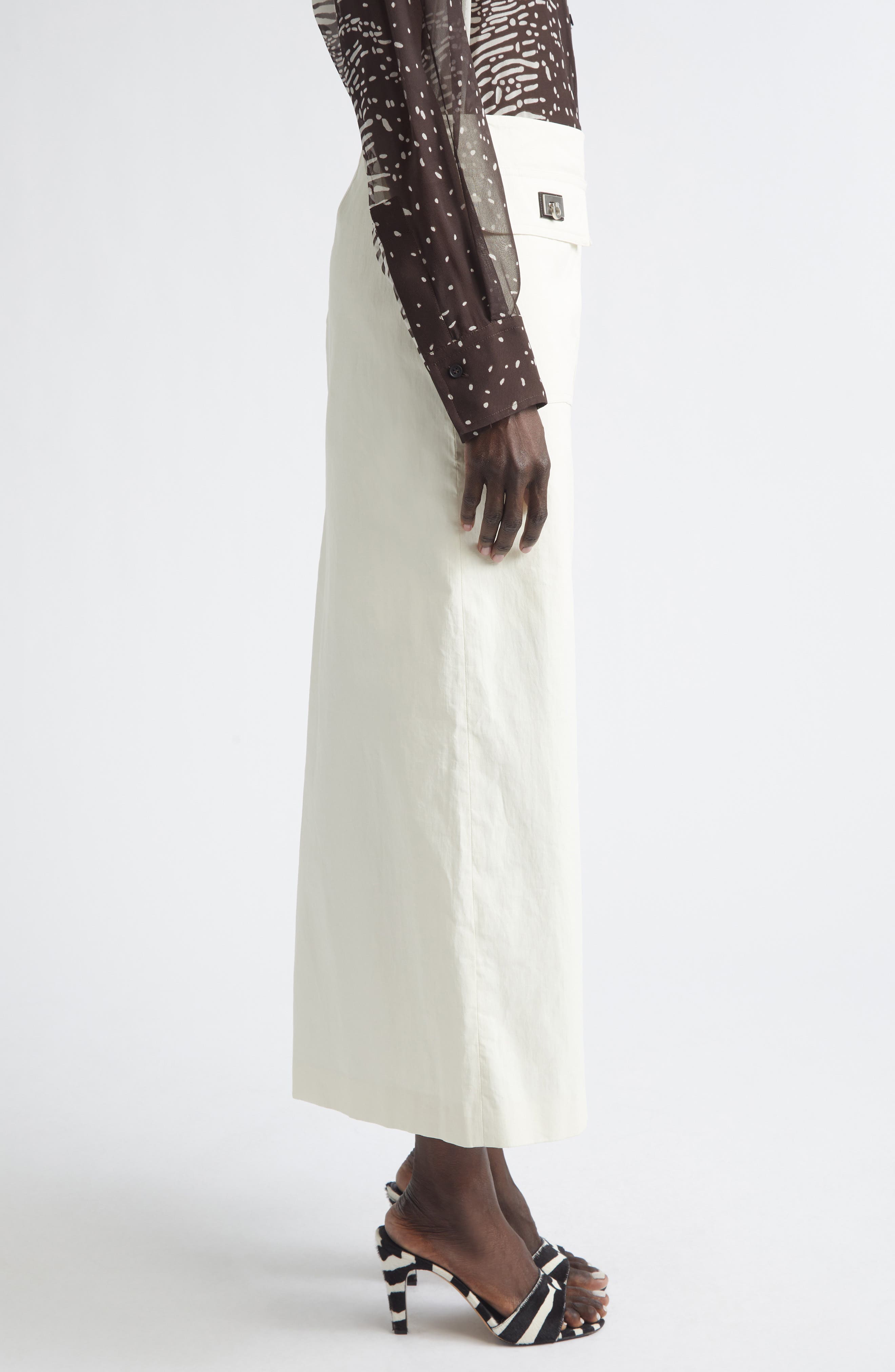 FERRAGAMO Hug Buckle Coated Linen Cargo Skirt | Nordstrom