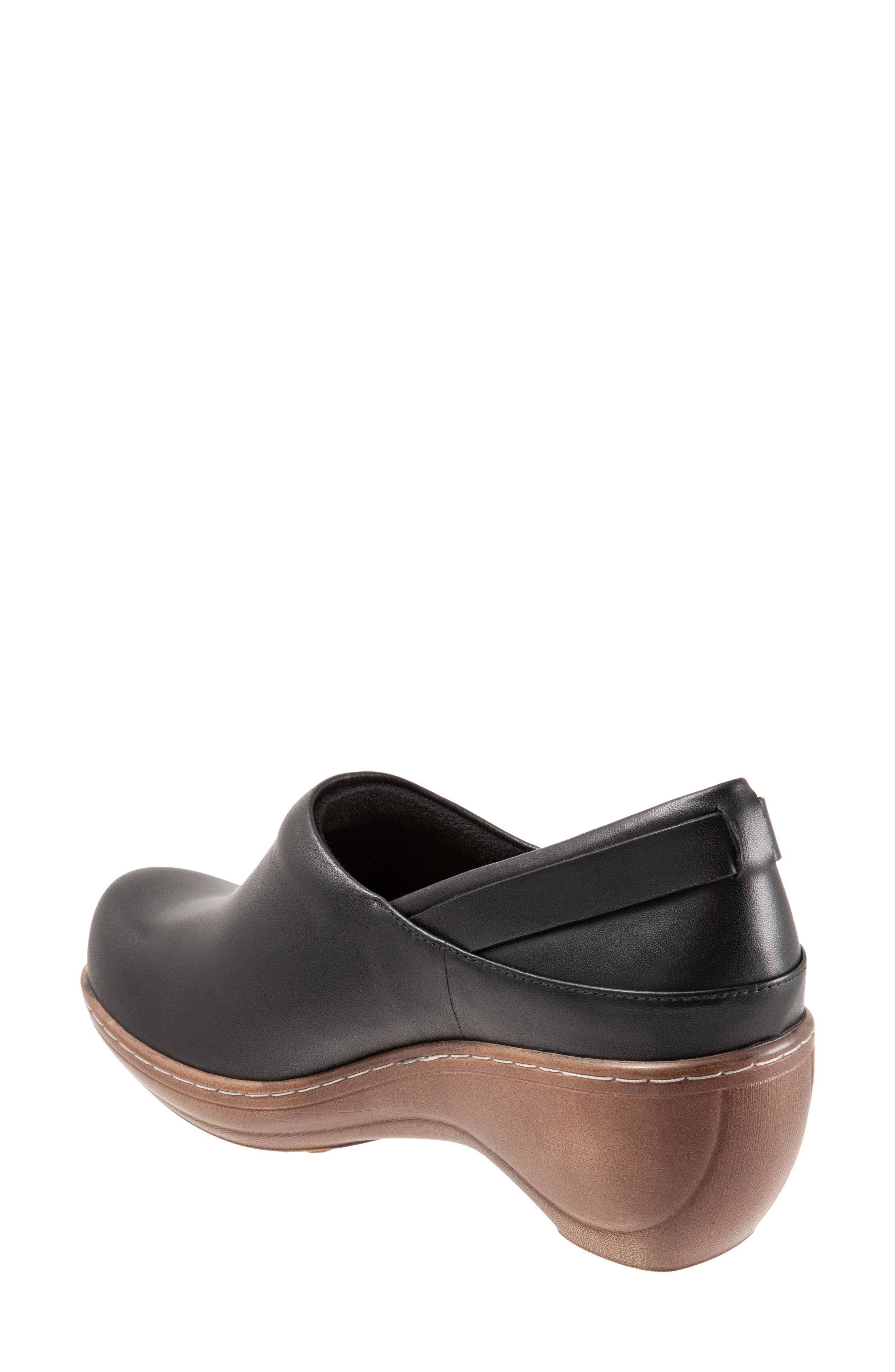 SoftWalk® Minna Clog (Women) | Nordstrom